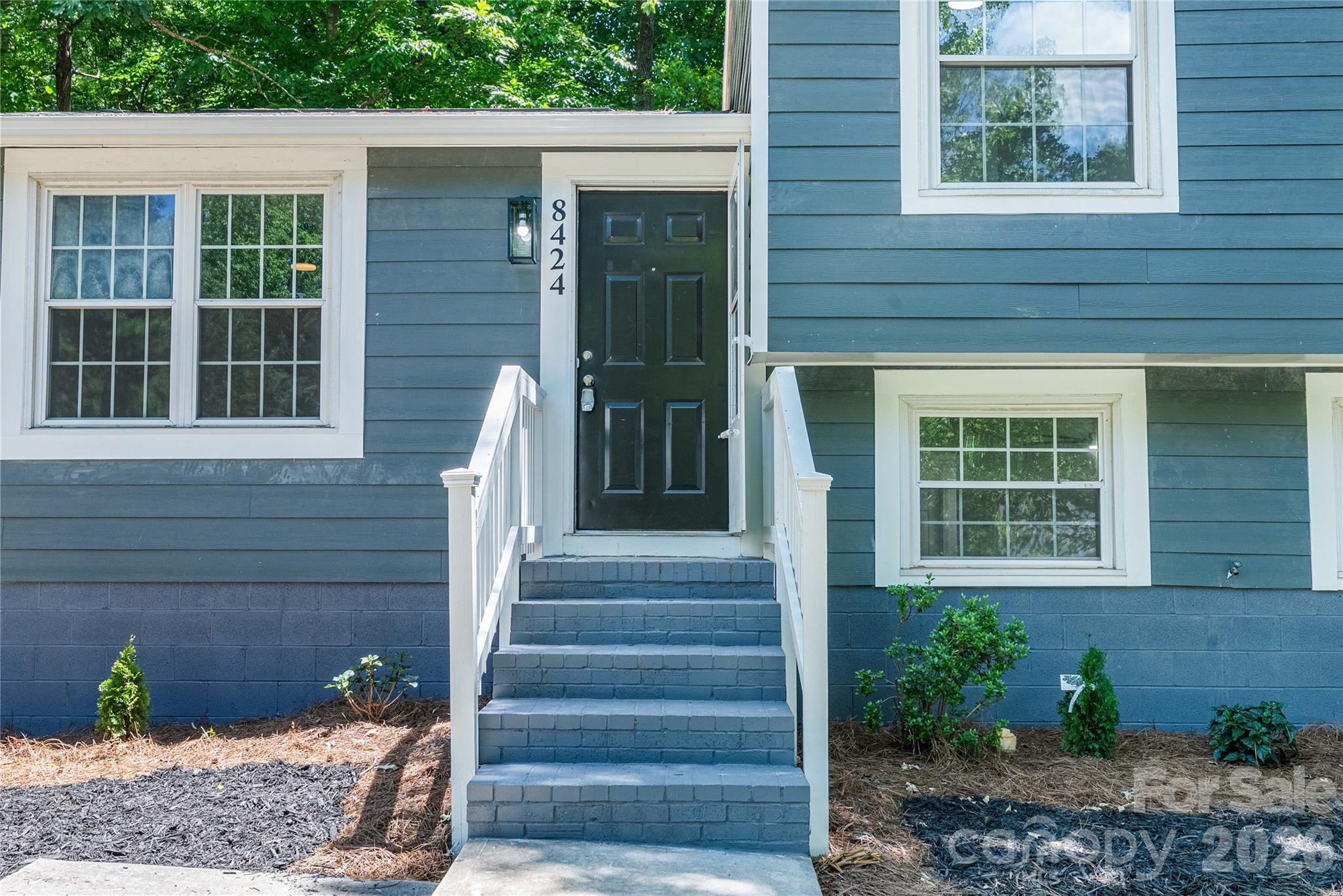 Photo 3 of 8424 Othello Place, Charlotte, NC