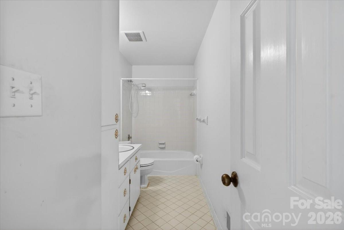 7615 Alexander Road, Charlotte, NC - photo 24 of 32