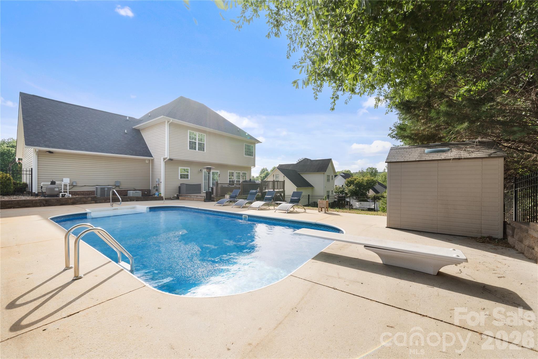 Photo 2 of 2604 Ironwood Drive, Hickory, NC