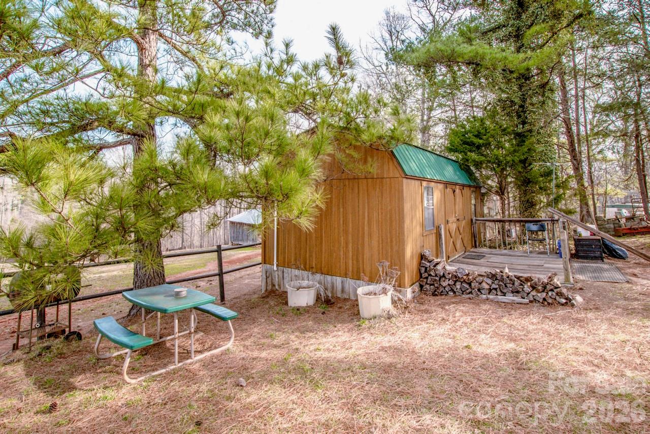 508 Liles Lane, Hiddenite, NC - photo 13 of 46