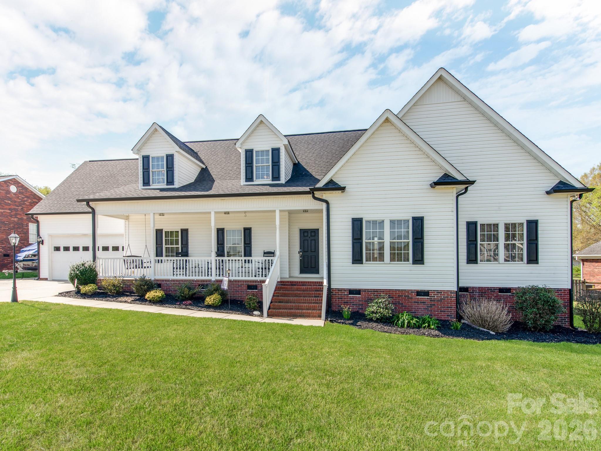 2261 Stallings Road, Harrisburg, NC