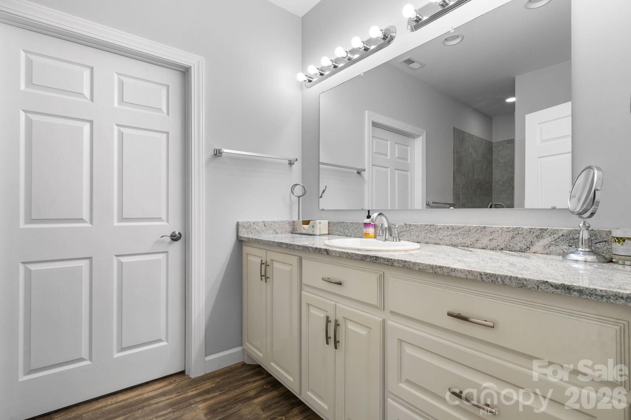 202 Ivy Court, Morganton, NC - photo 6 of 25