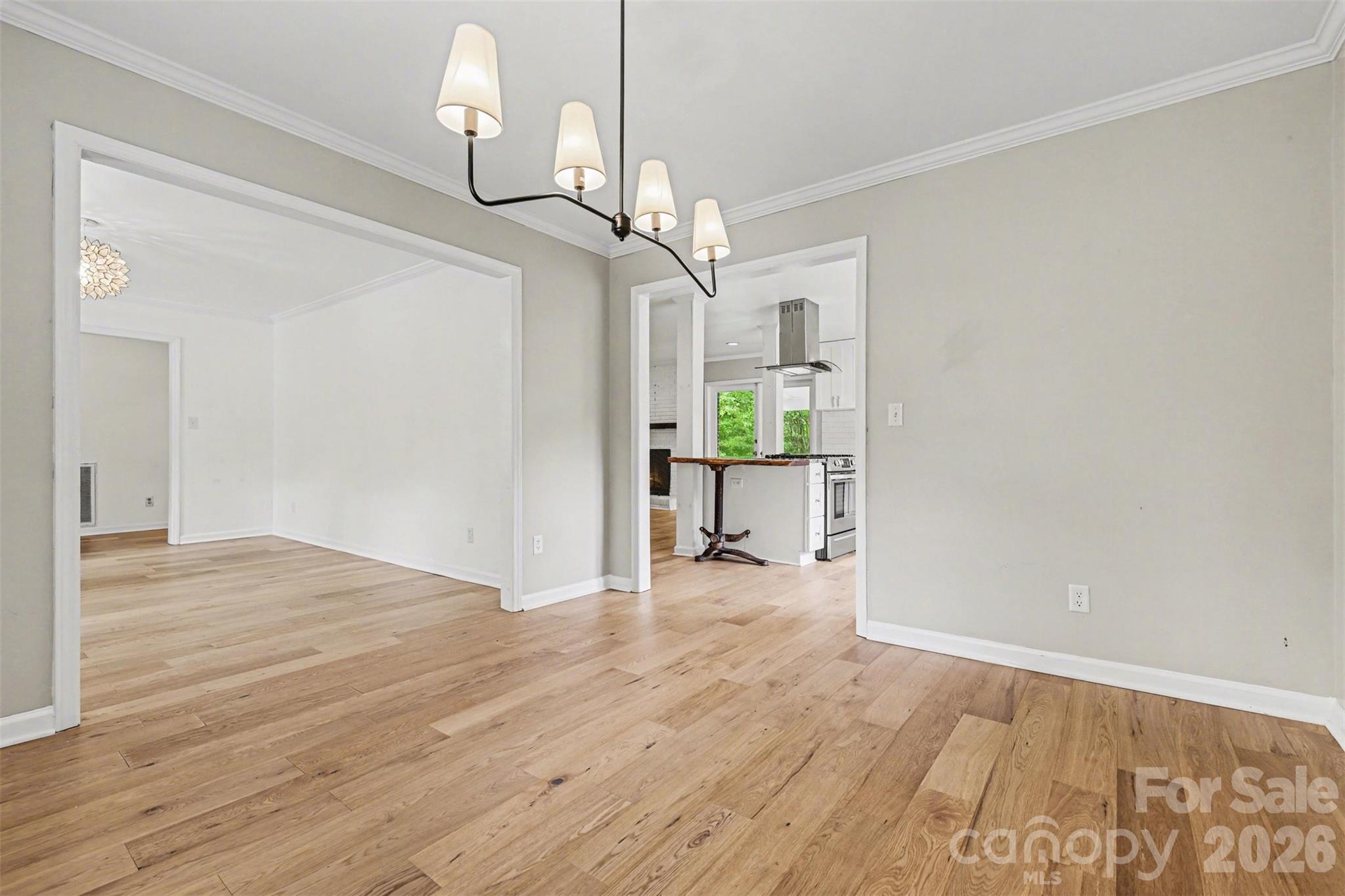 Photo 6 of 4600 Bournewood Lane, Charlotte, NC