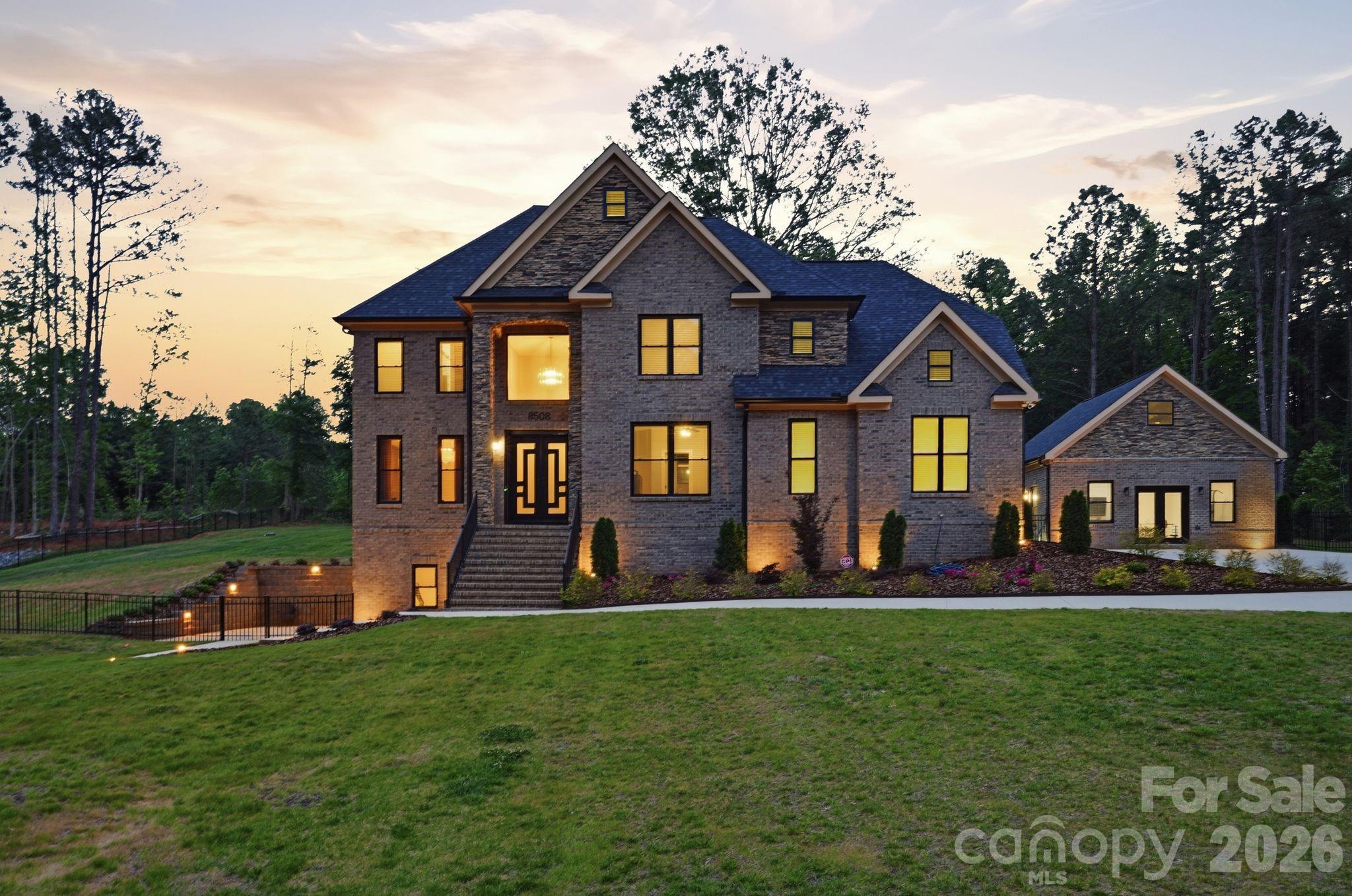8508 Max Meadows Drive, Charlotte, NC