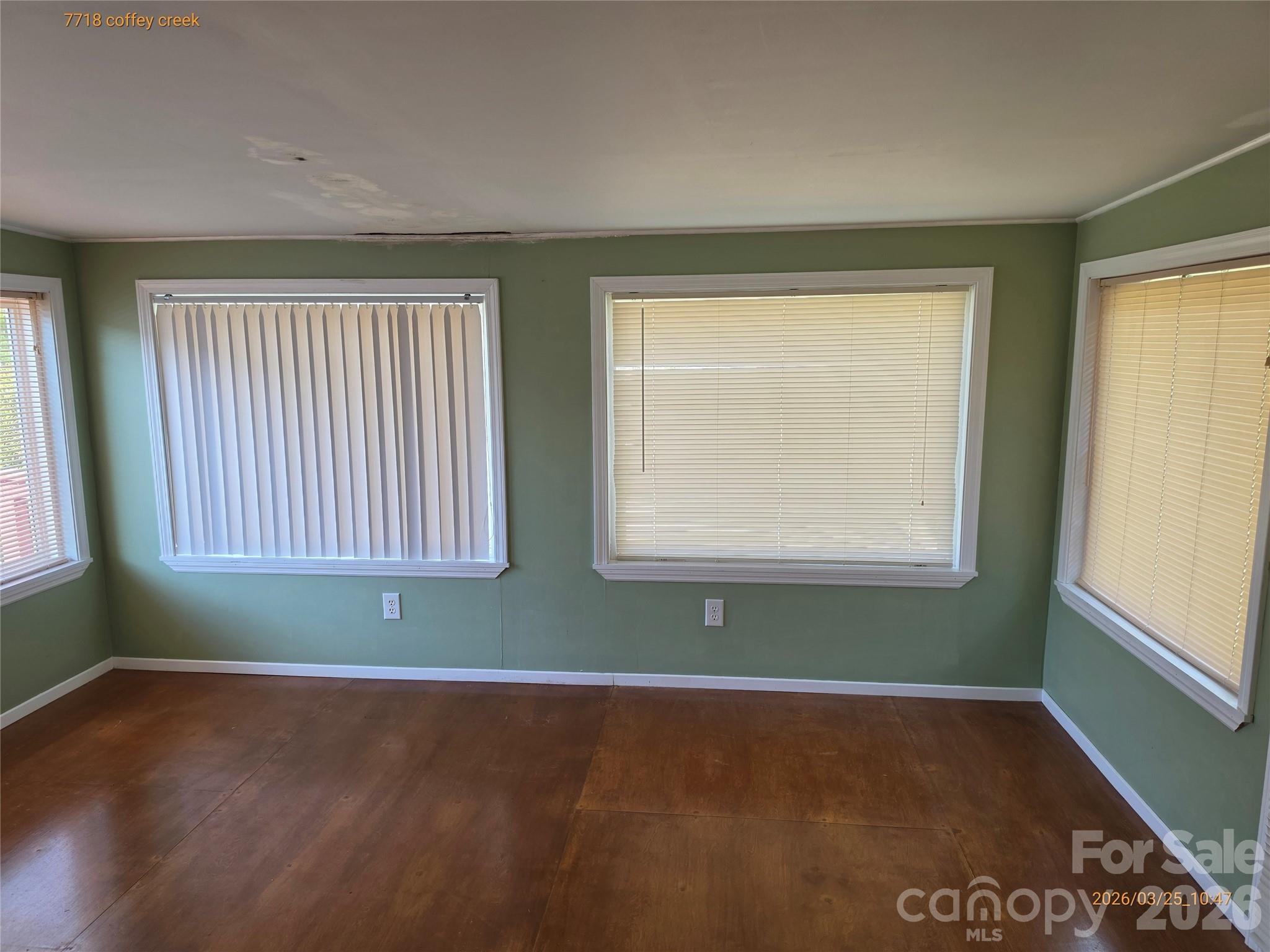 Photo 7 of 7718 Coffey Creek Drive, Charlotte, NC