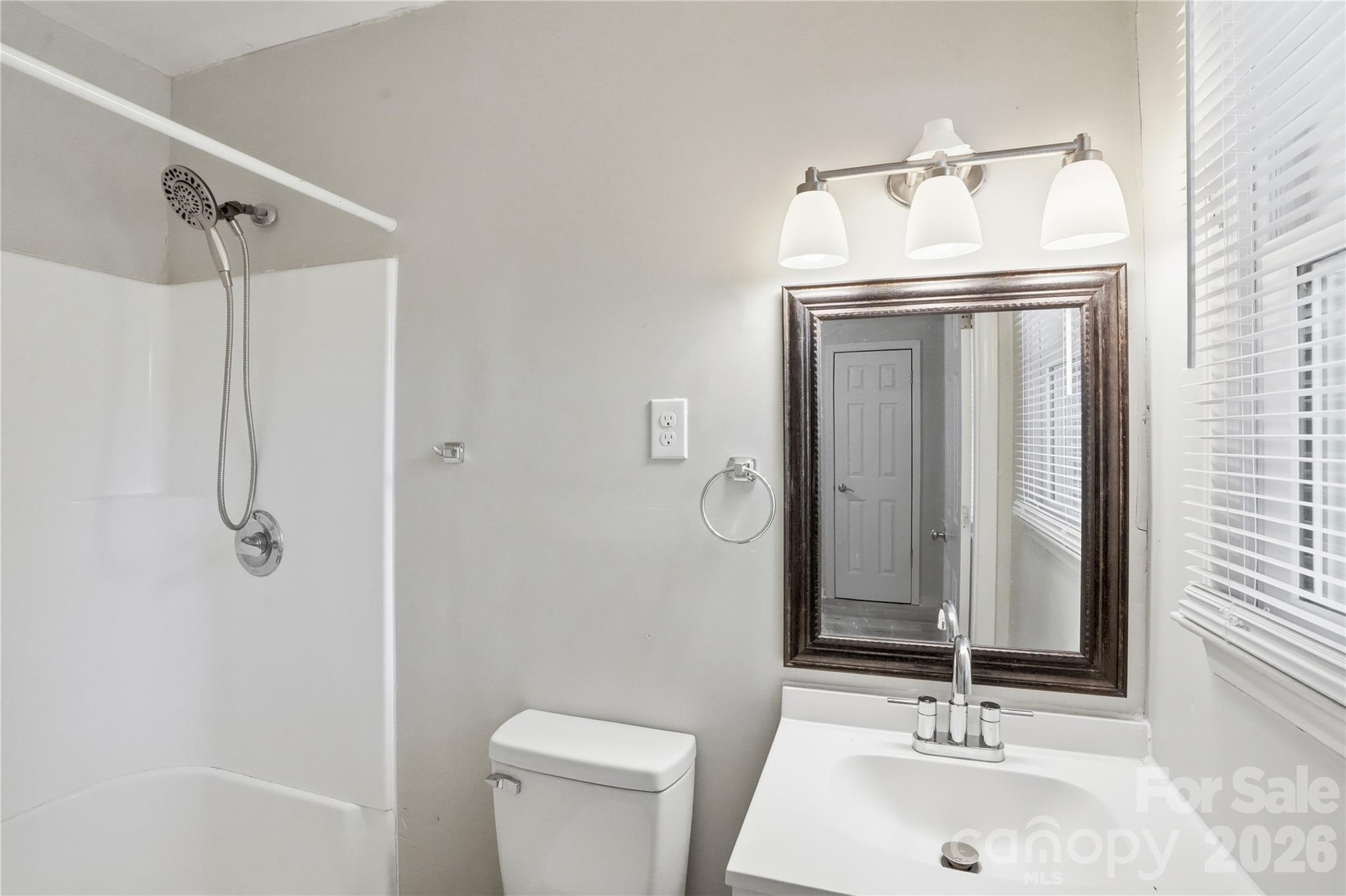 Photo 14 of 1016 Pondella Drive, Charlotte, NC