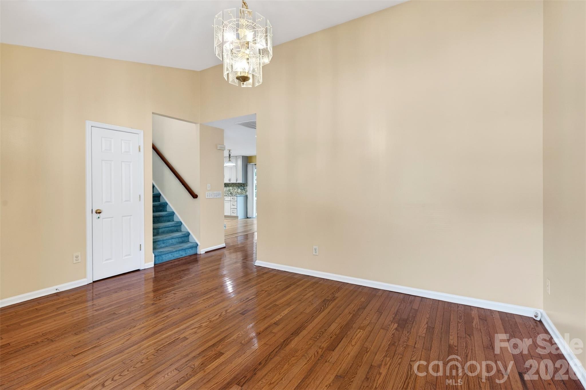 Photo 6 of 2539 Thornfield Road, Charlotte, NC