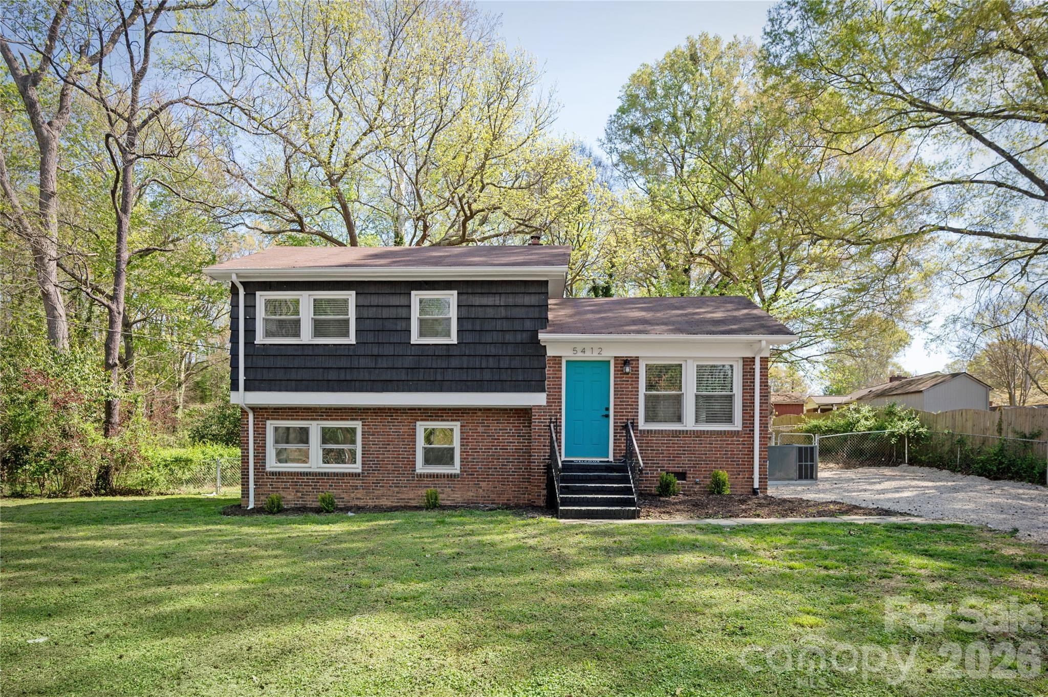 5412 Milhaven Lane, Charlotte, NC