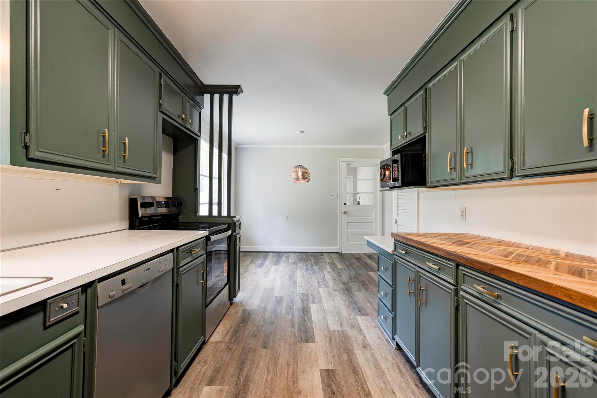 809 Forest Hills Drive, Shelby, NC - photo 4 of 25