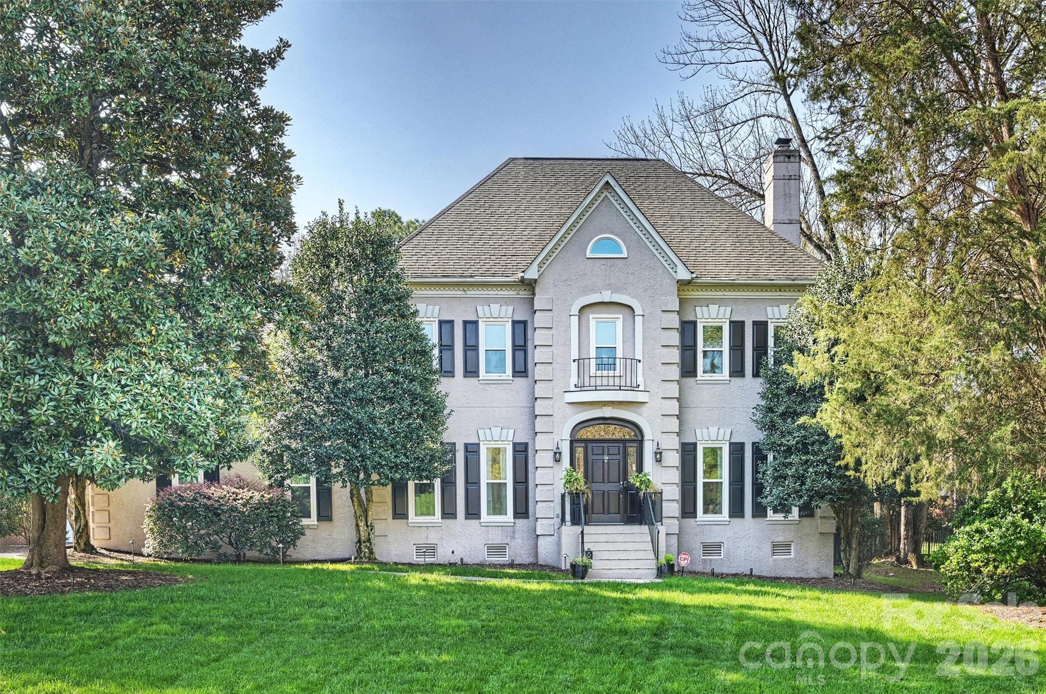 Home for sale at 9618 Verdun Drive, Charlotte, NC — photo 1 of 47
