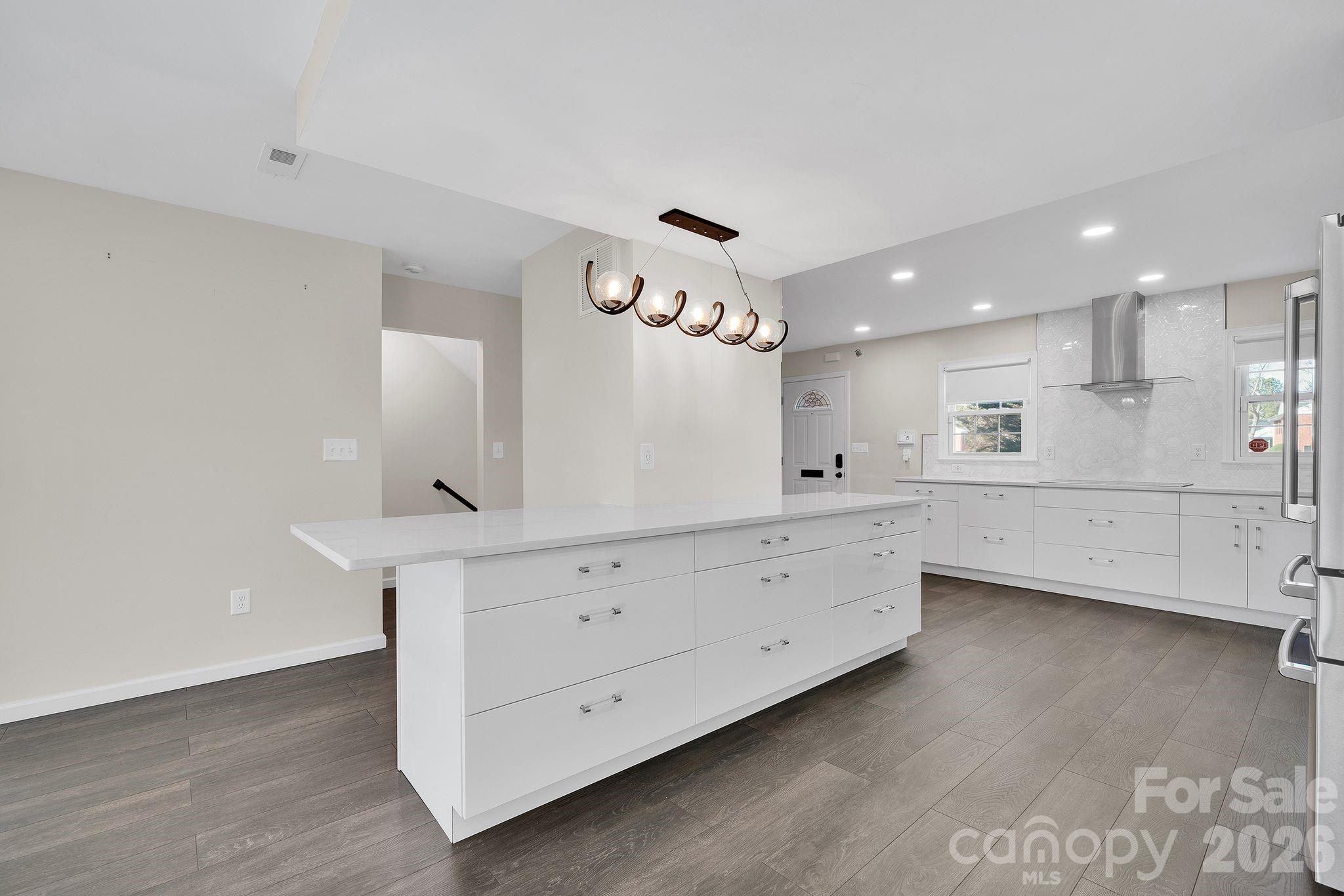 Photo 13 of 8308 Knights Bridge Road, Charlotte, NC