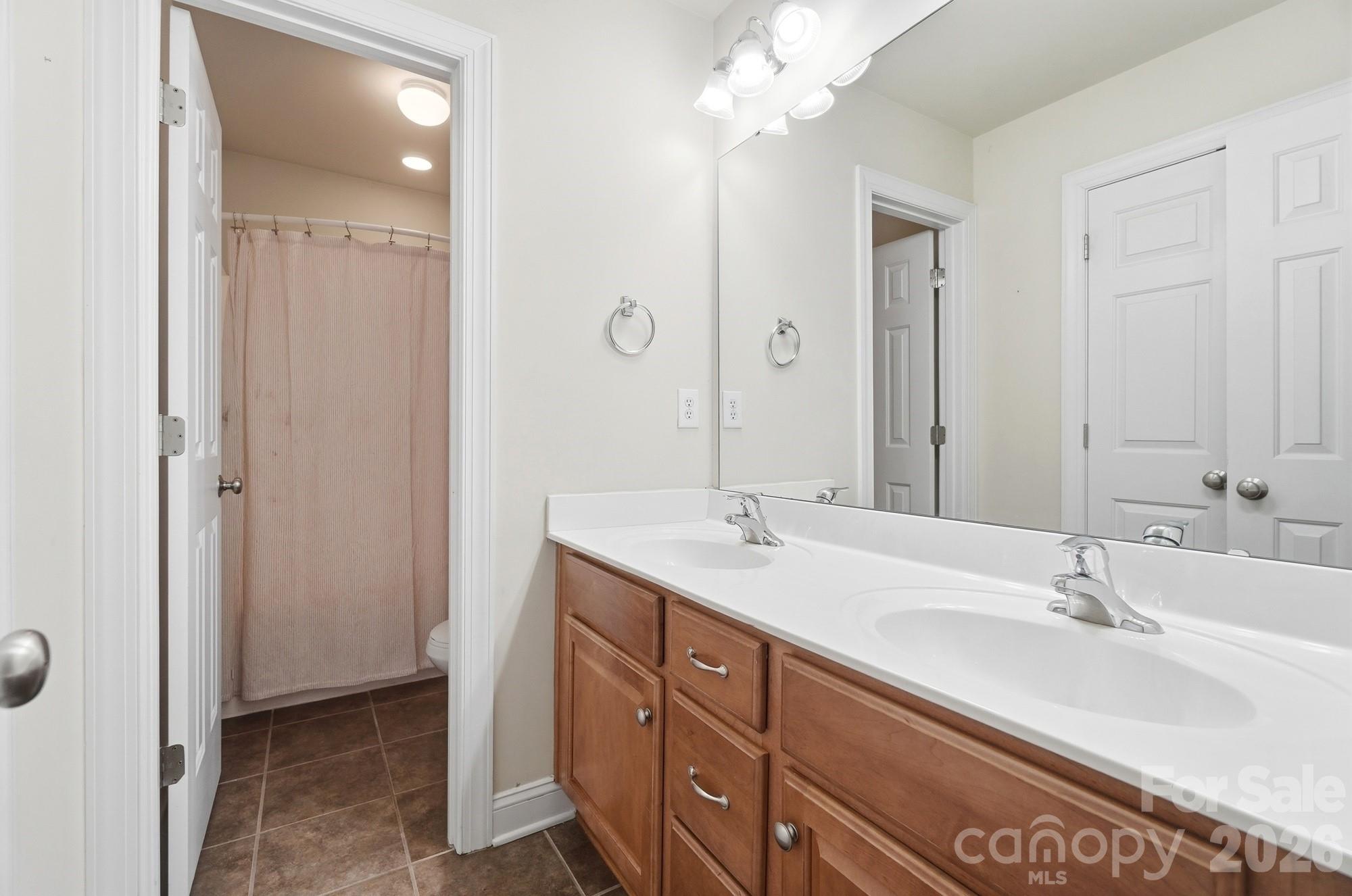 Home for sale at 9915 Nicole Lane, Charlotte, NC — photo 29 of 39
