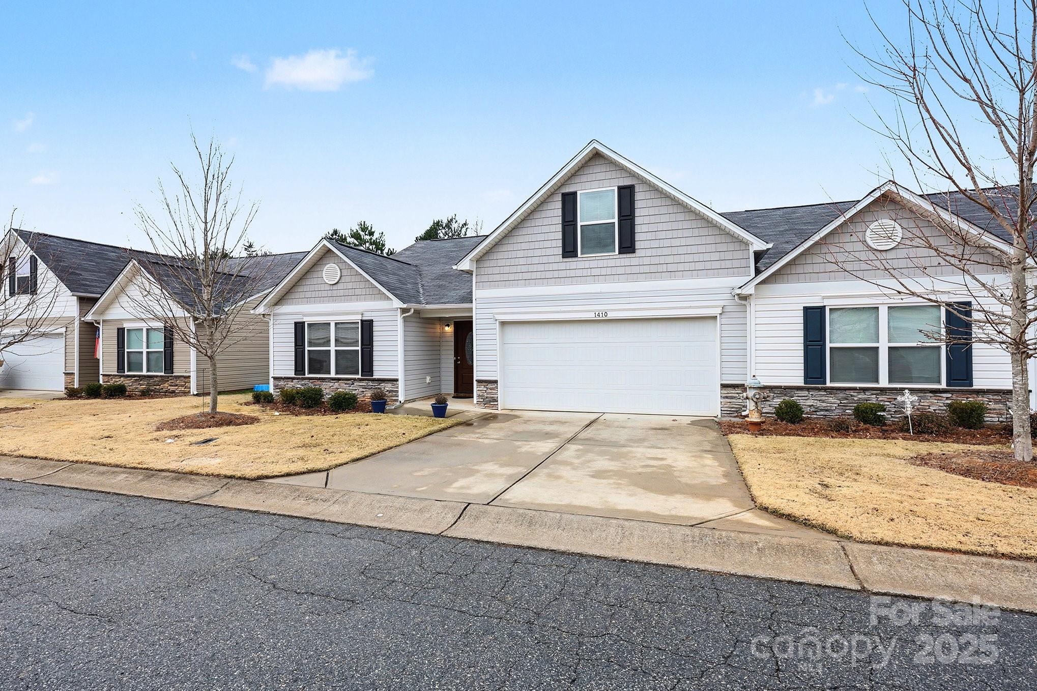 Photo 4 of 1410 Amberlight Circle, Salisbury, NC