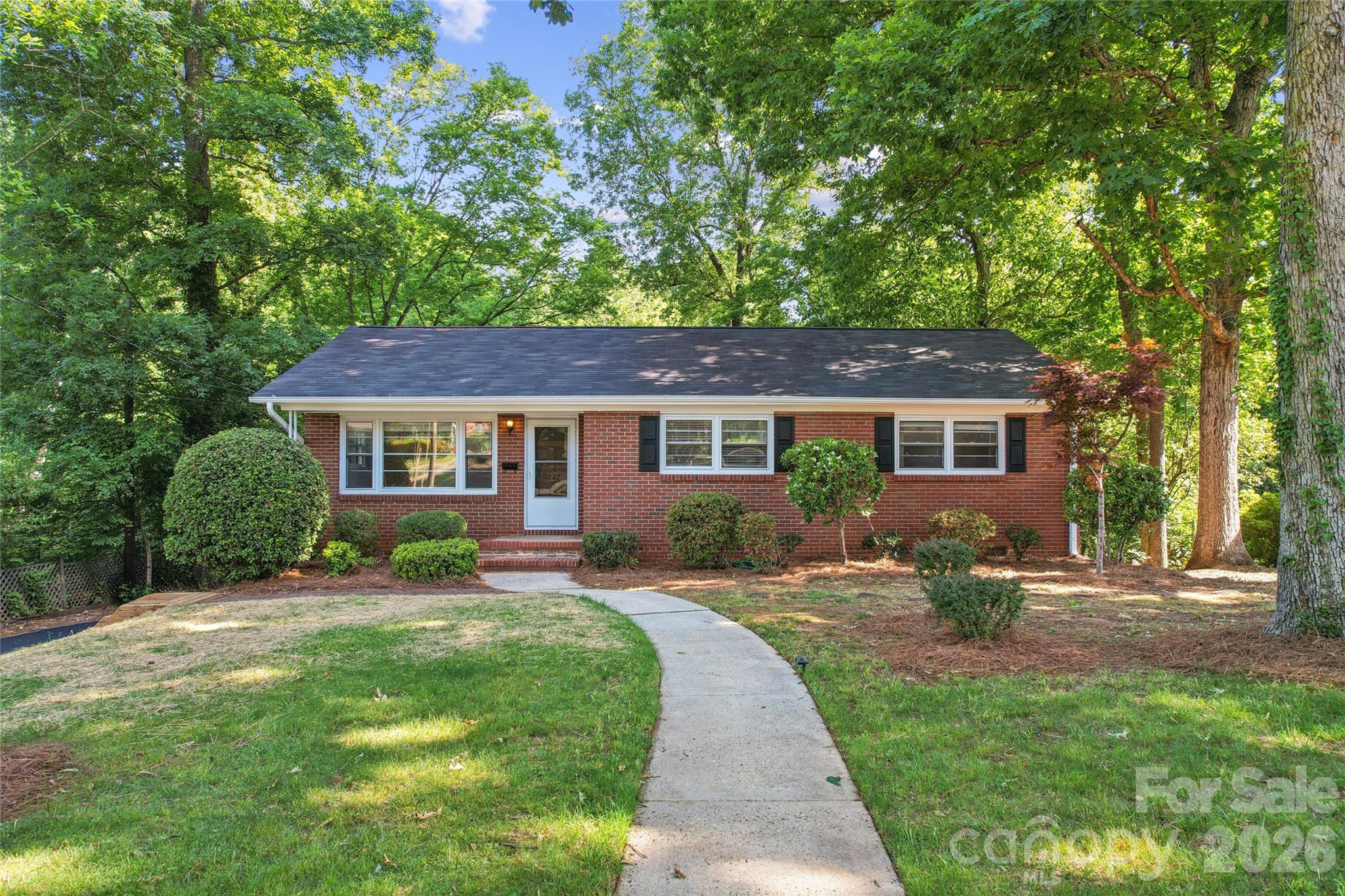 2227 Wensley Drive, Charlotte, NC - photo 3 of 40