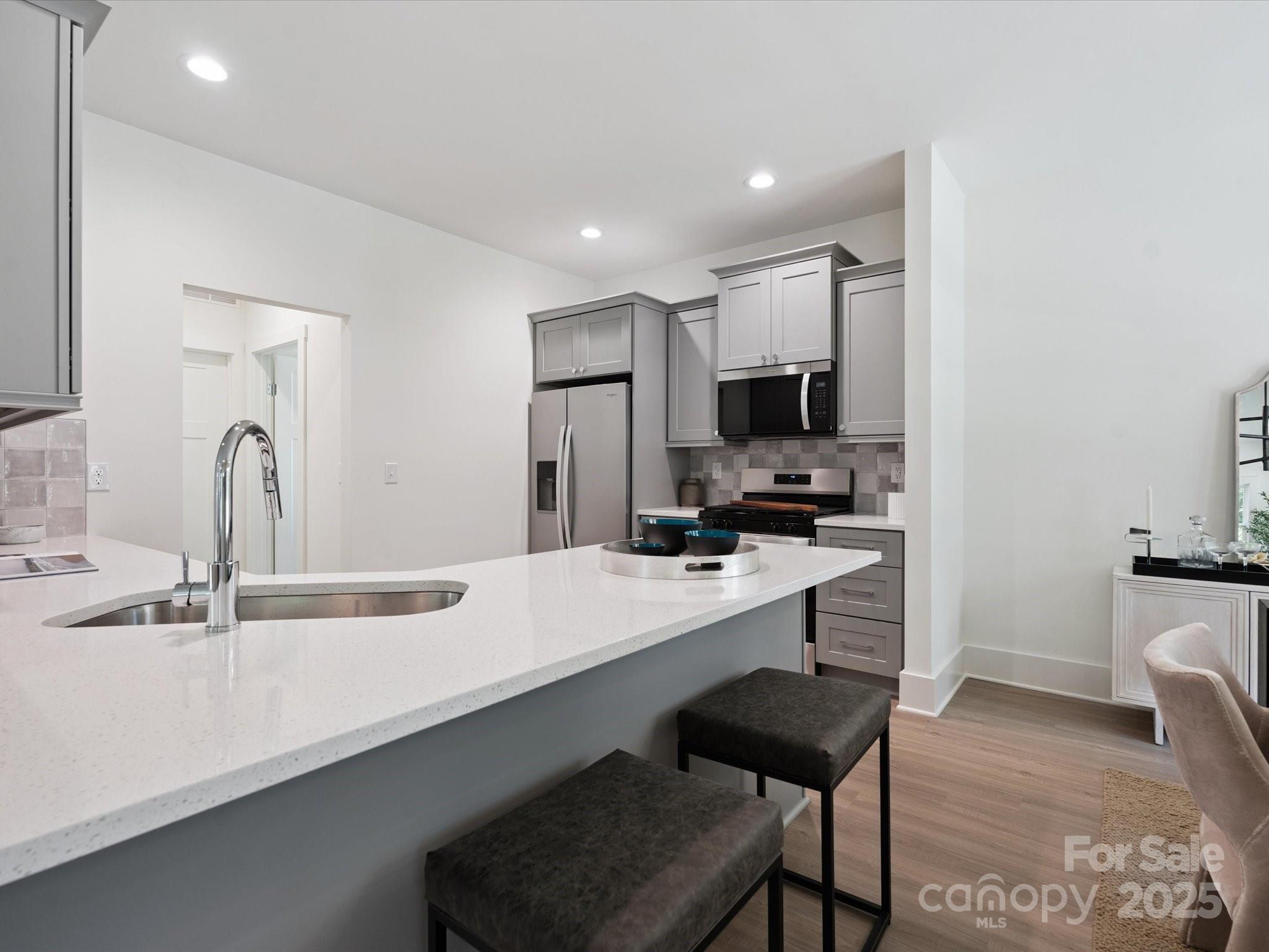 Photo 10 of 4111 Rutgers Avenue, Charlotte, NC