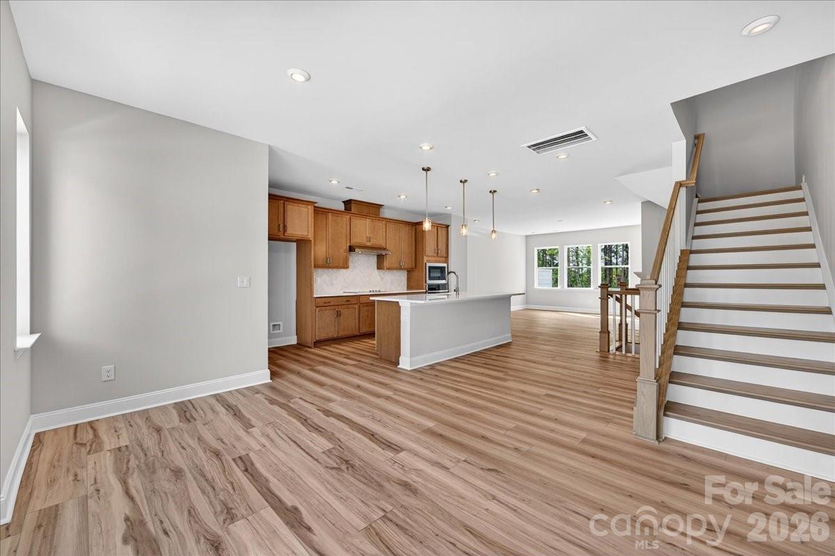 Photo 14 of 7925 Cedarsmith Court, Charlotte, NC