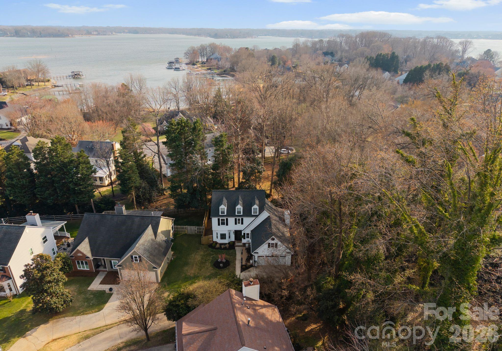 Photo 2 of 153 Ashford Hollow Lane, Mooresville, NC