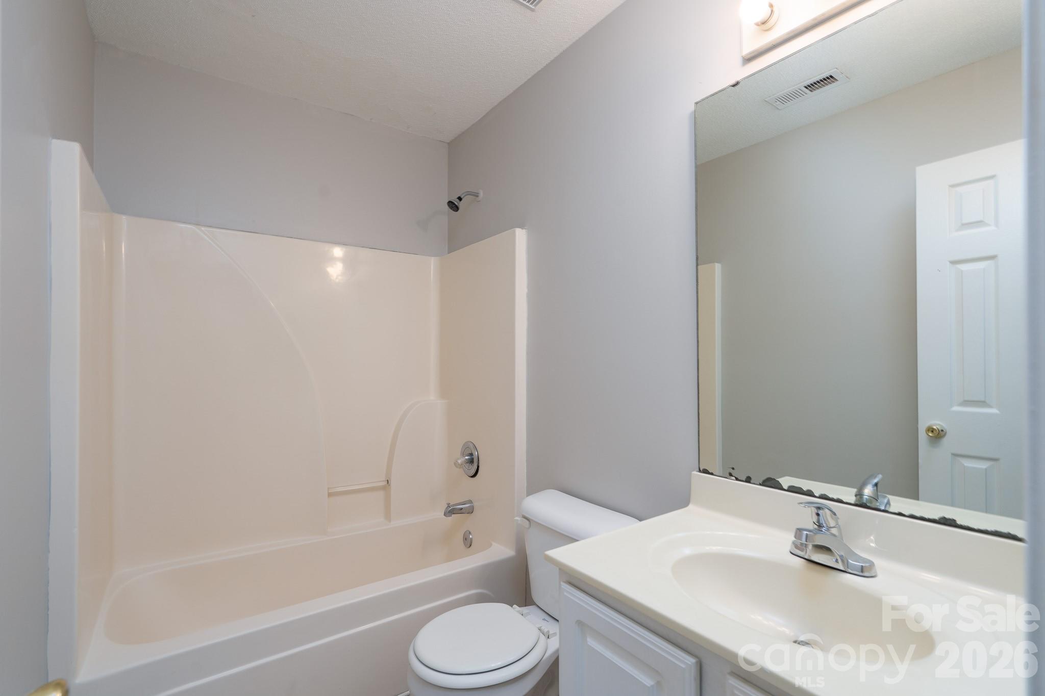 Photo 24 of 8016 Bronze Pike Drive, Charlotte, NC