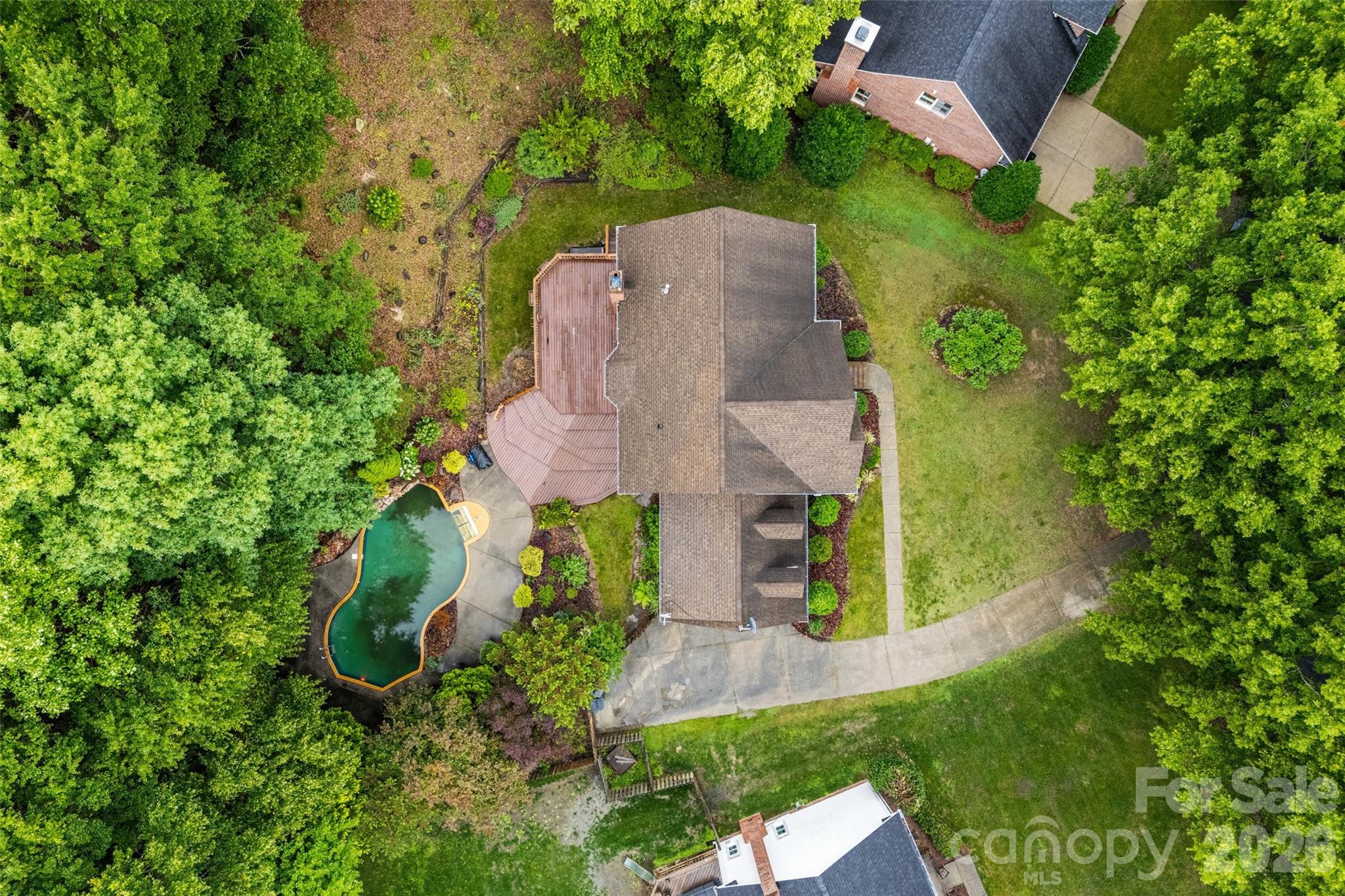 Photo 32 of 7411 Leharne Drive, Charlotte, NC