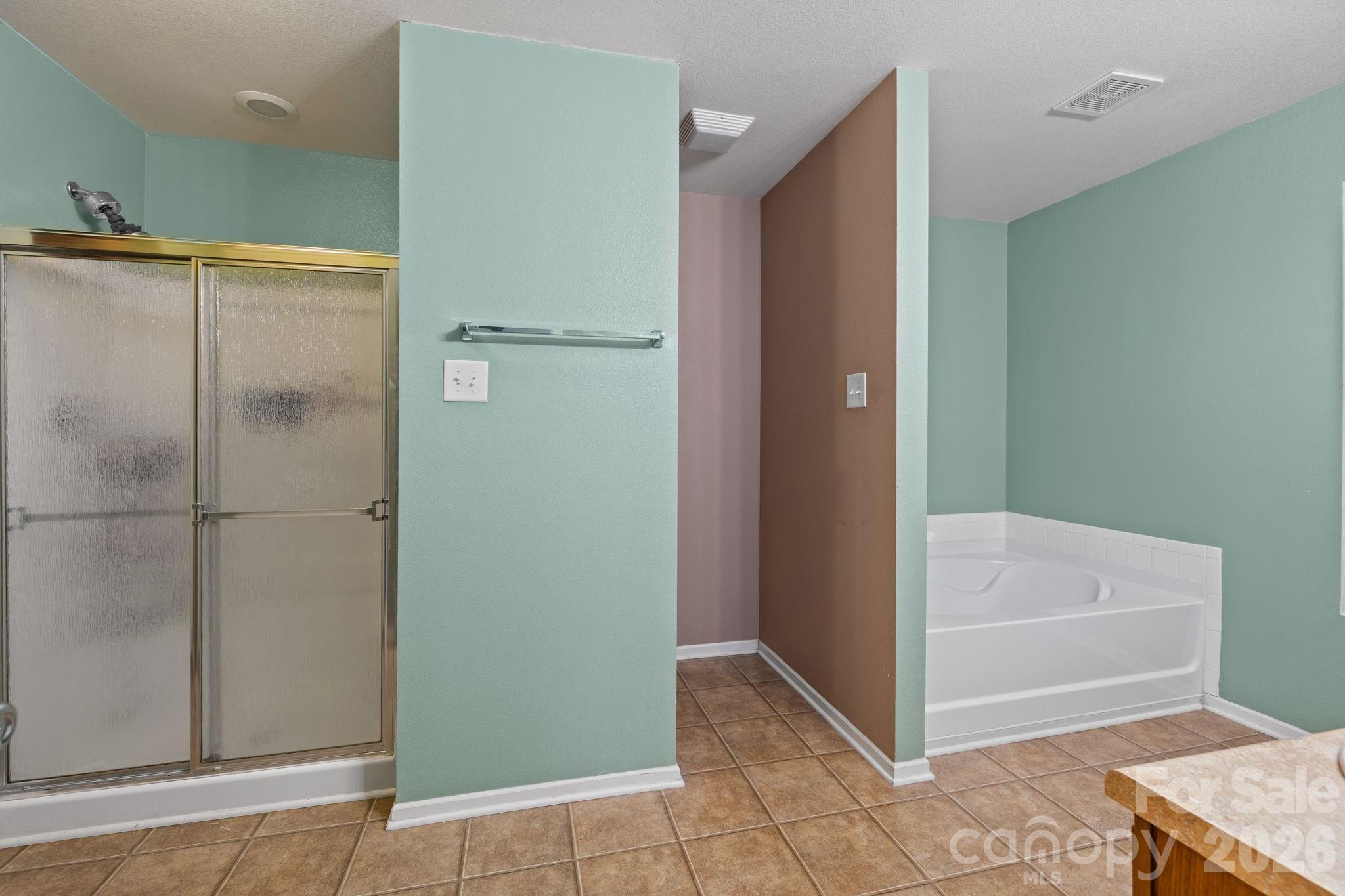 Photo 22 of 6127 Blue Ash Lane, Charlotte, NC