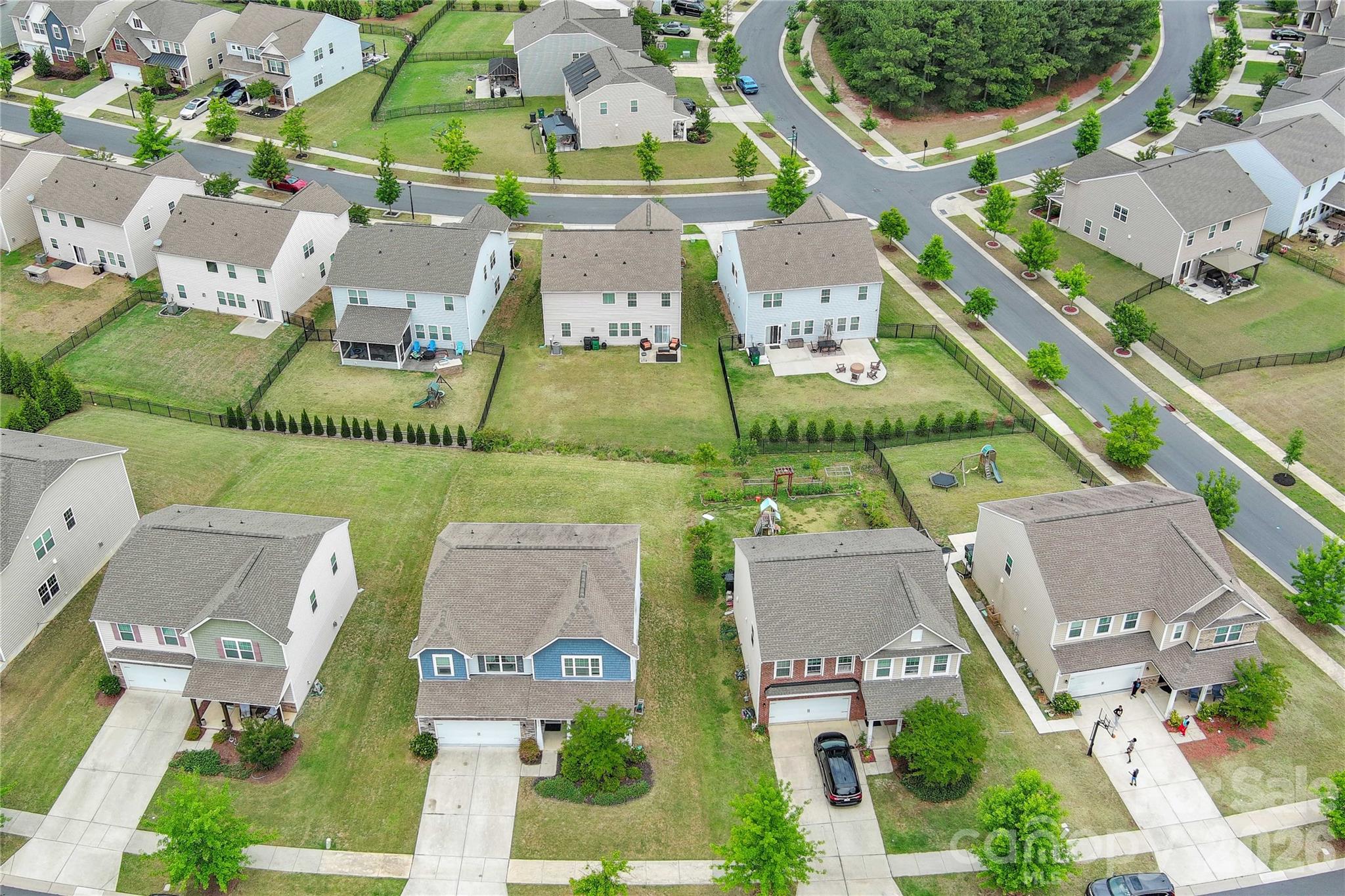 16016 Harbor Hill Drive, Charlotte, NC - photo 45 of 49