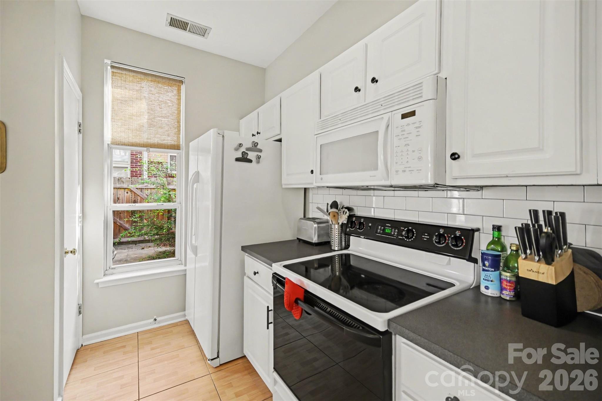 Photo 17 of 701 E 8th Street, Charlotte, NC