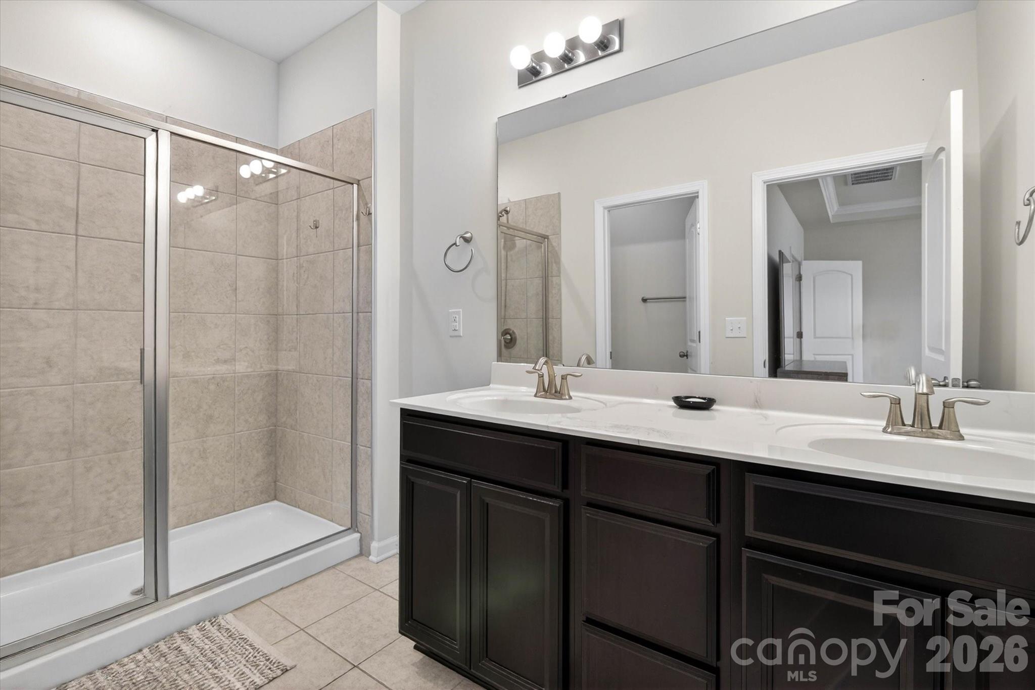 Photo 15 of 6629 Meridale Forest Drive, Charlotte, NC
