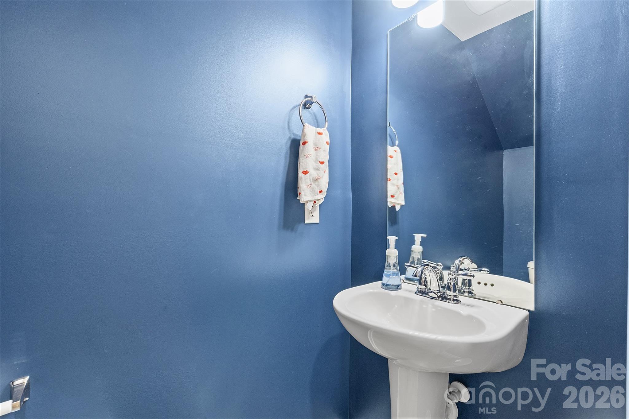 Photo 18 of 8048 Alderton Lane, Charlotte, NC