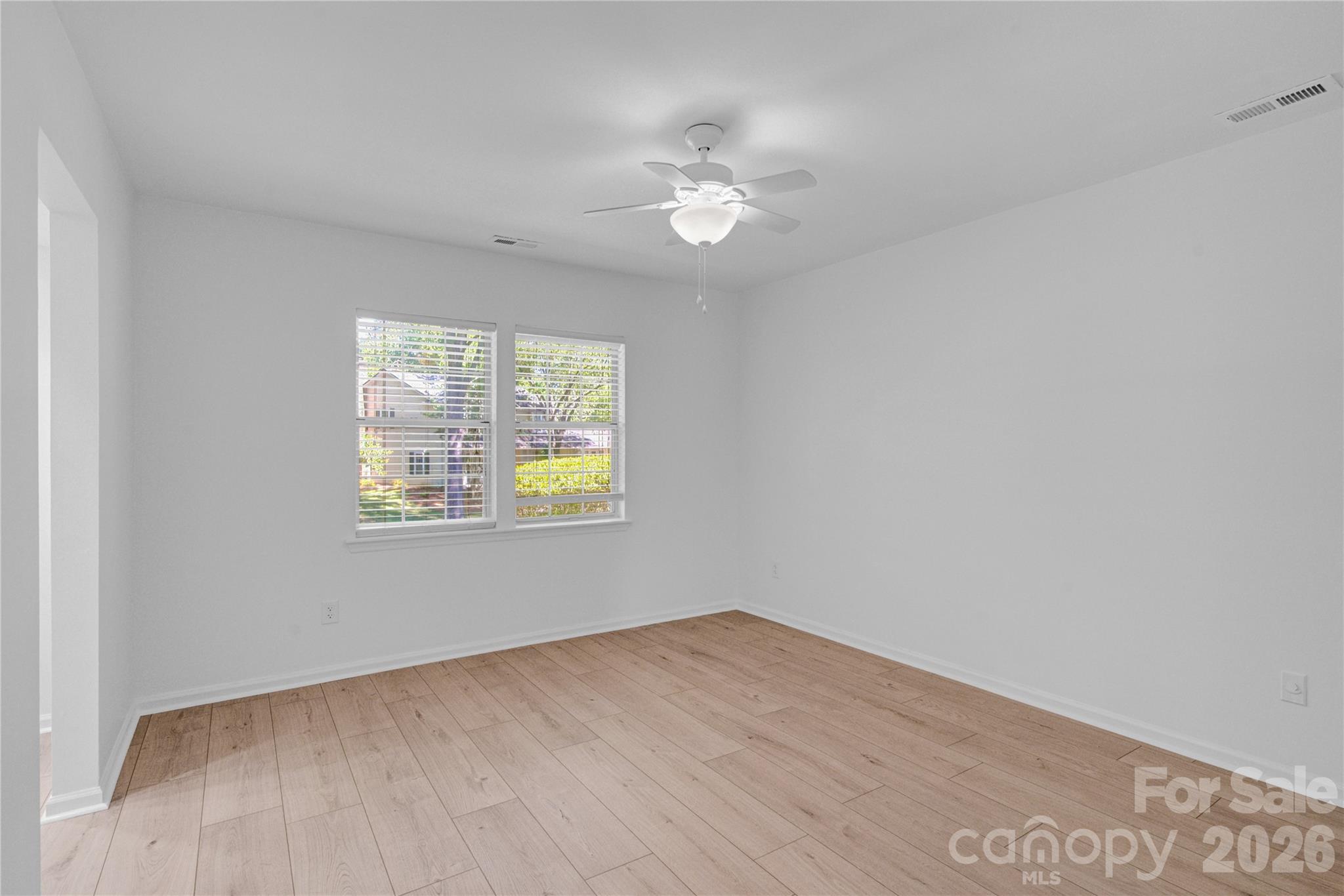 2734 Tiergarten Lane, Charlotte, NC - photo 15 of 36