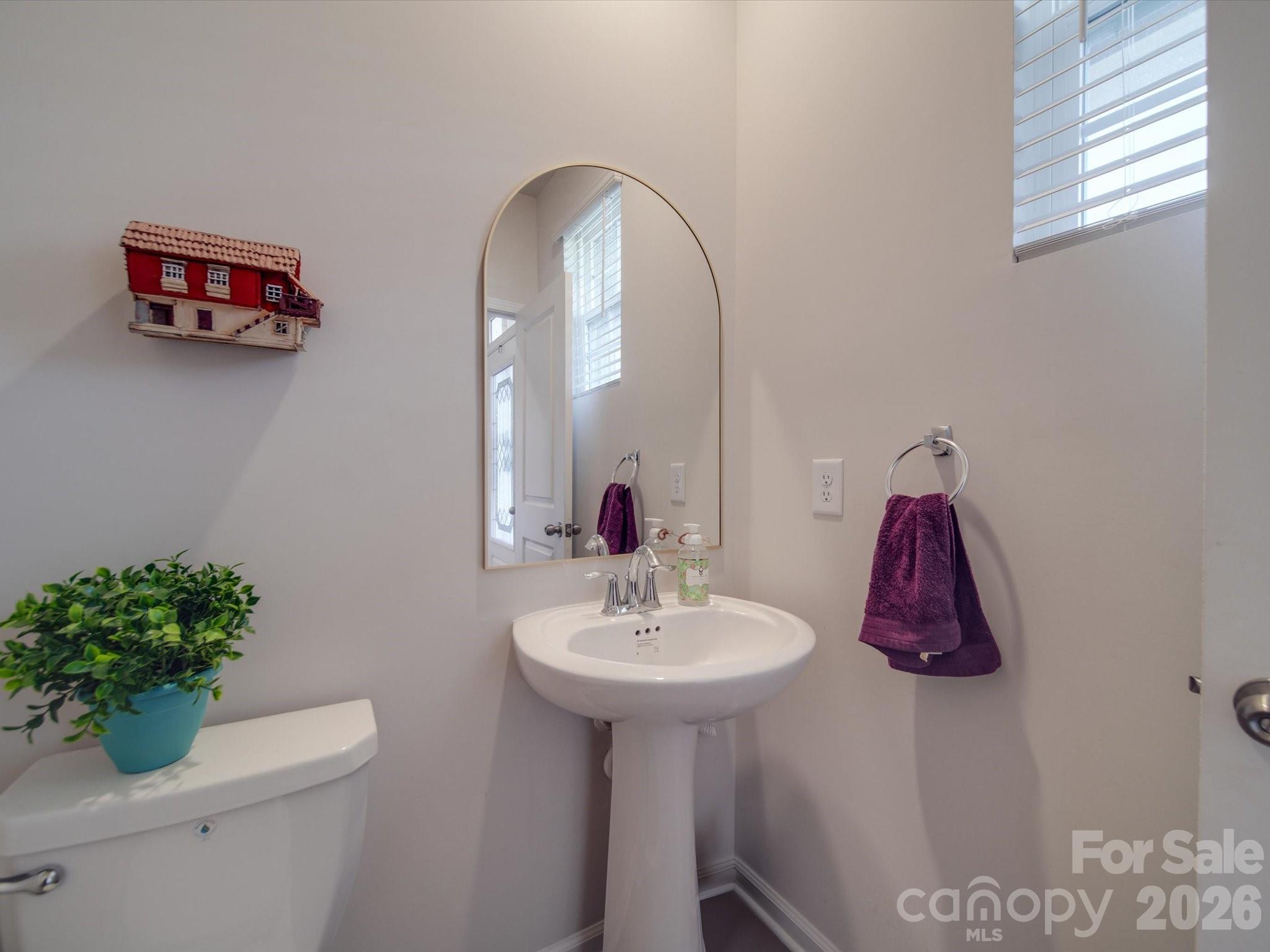 Photo 8 of 13111 Cottage Crest Lane, Charlotte, NC