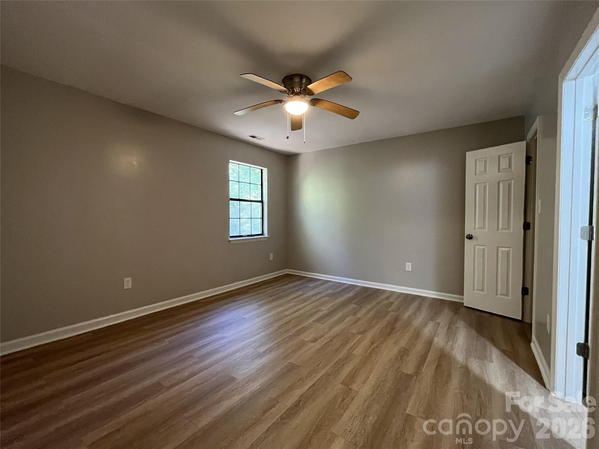 Photo 11 of 5830 Stone Bluff Court, Charlotte, NC