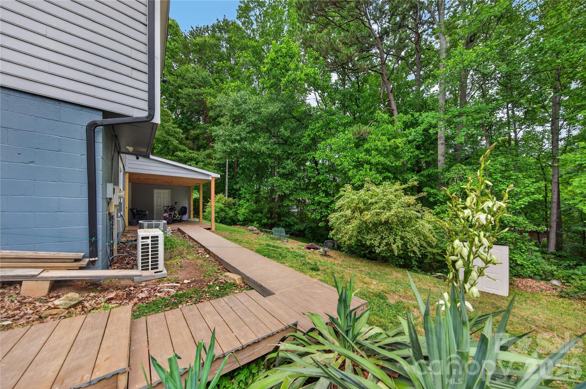 Photo 4 of 202 King David Lane, Gastonia, NC