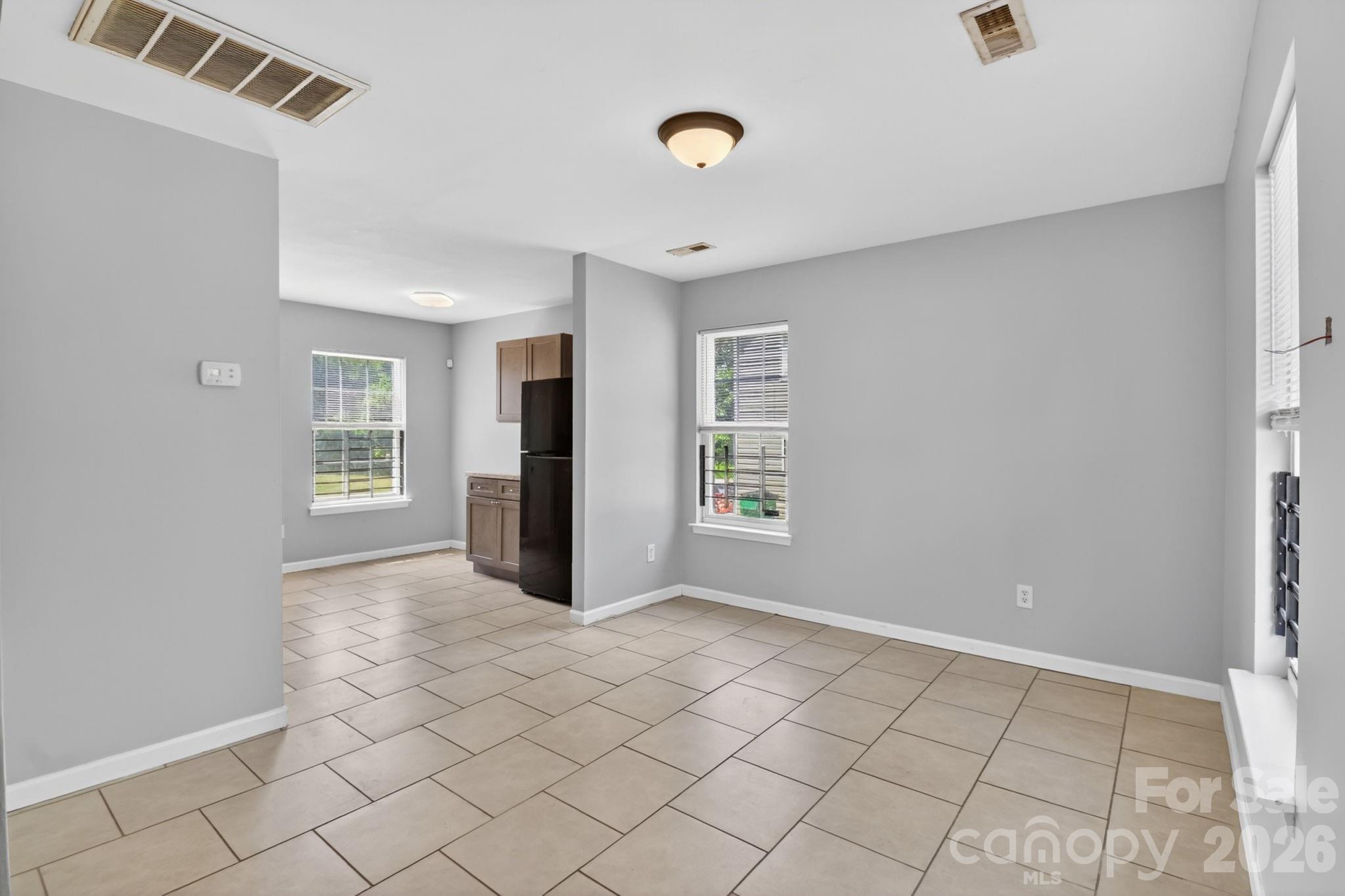 3335 Avalon Avenue, Charlotte, NC - photo 8 of 32