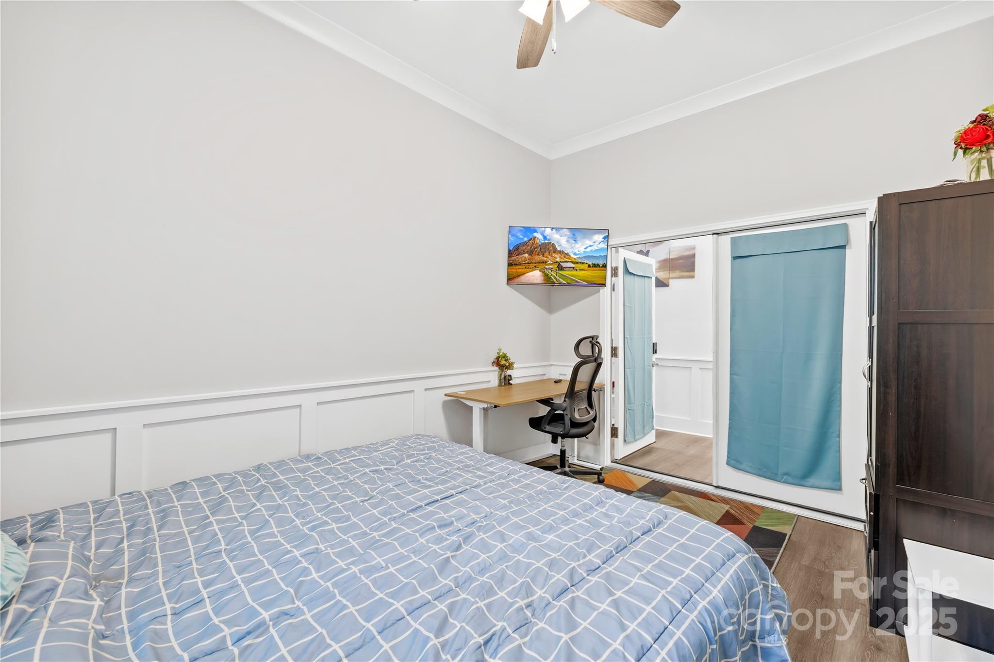 Home for sale at 1727 grace Lane, Charlotte, NC — photo 18 of 47