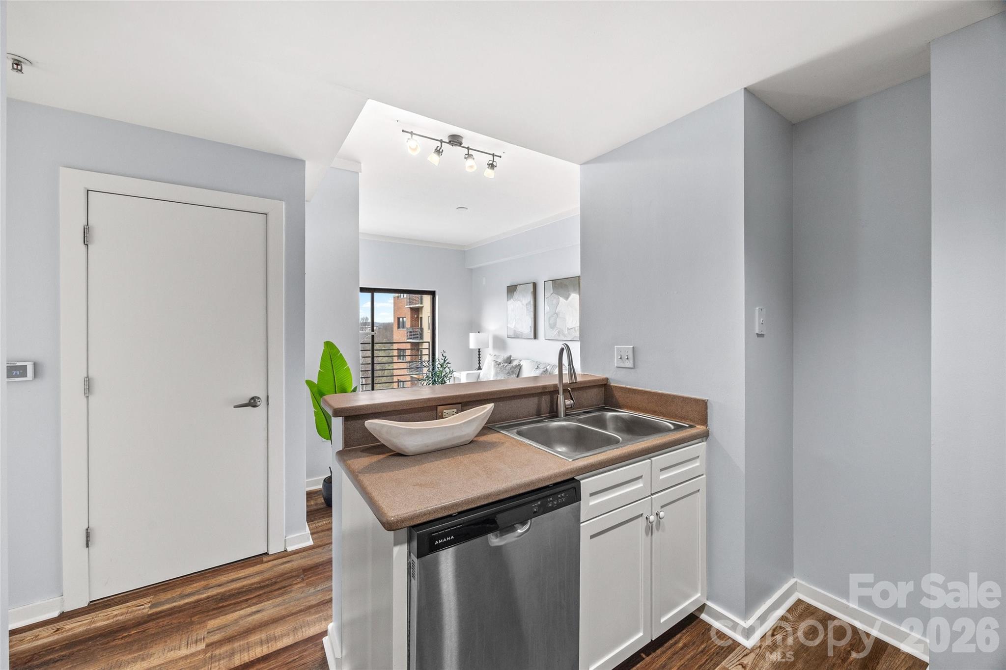 Photo 6 of 715 N Church Street701, Charlotte, NC