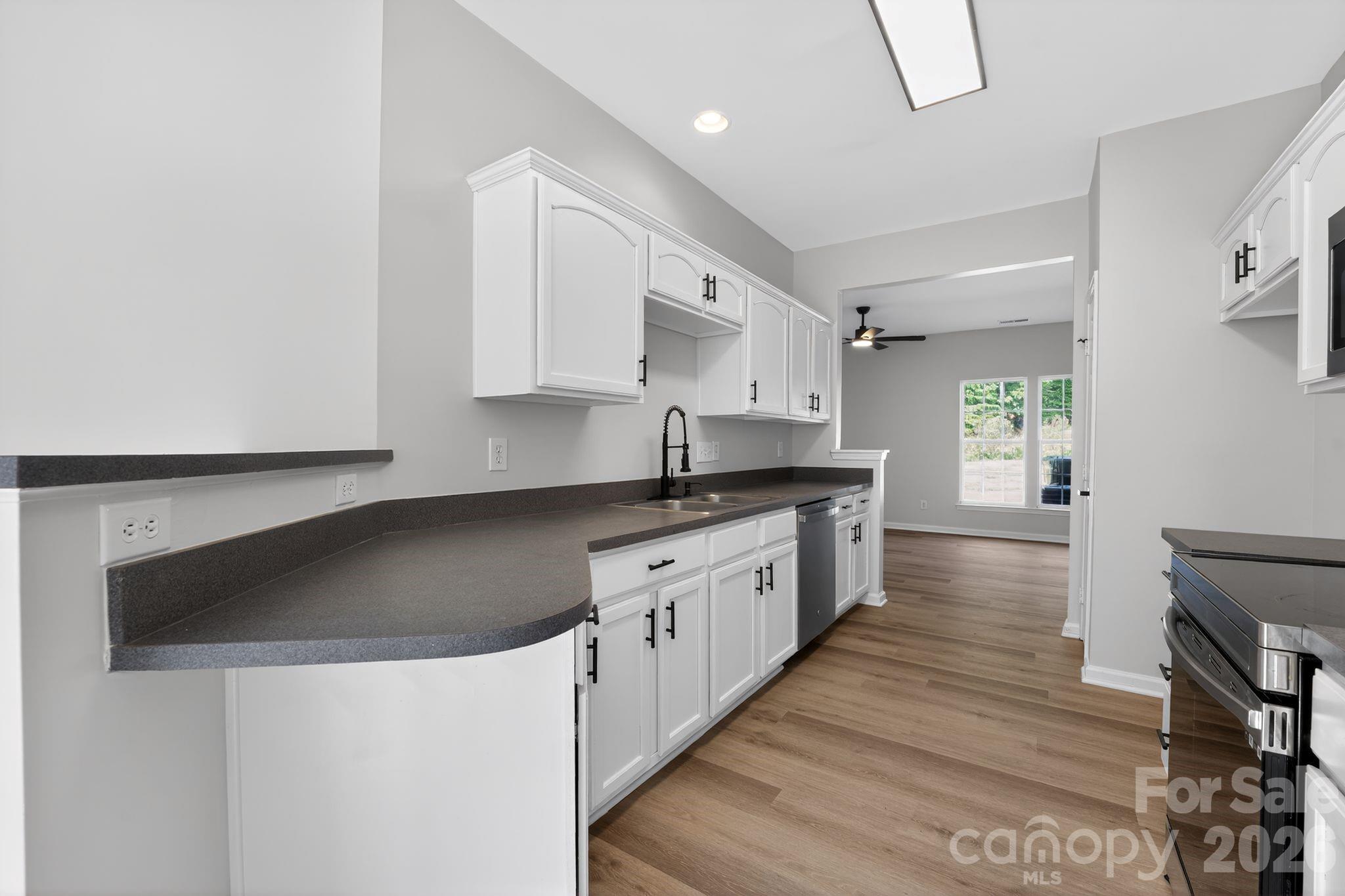 Photo 4 of 1631 Chamberside Drive, Rock Hill, SC