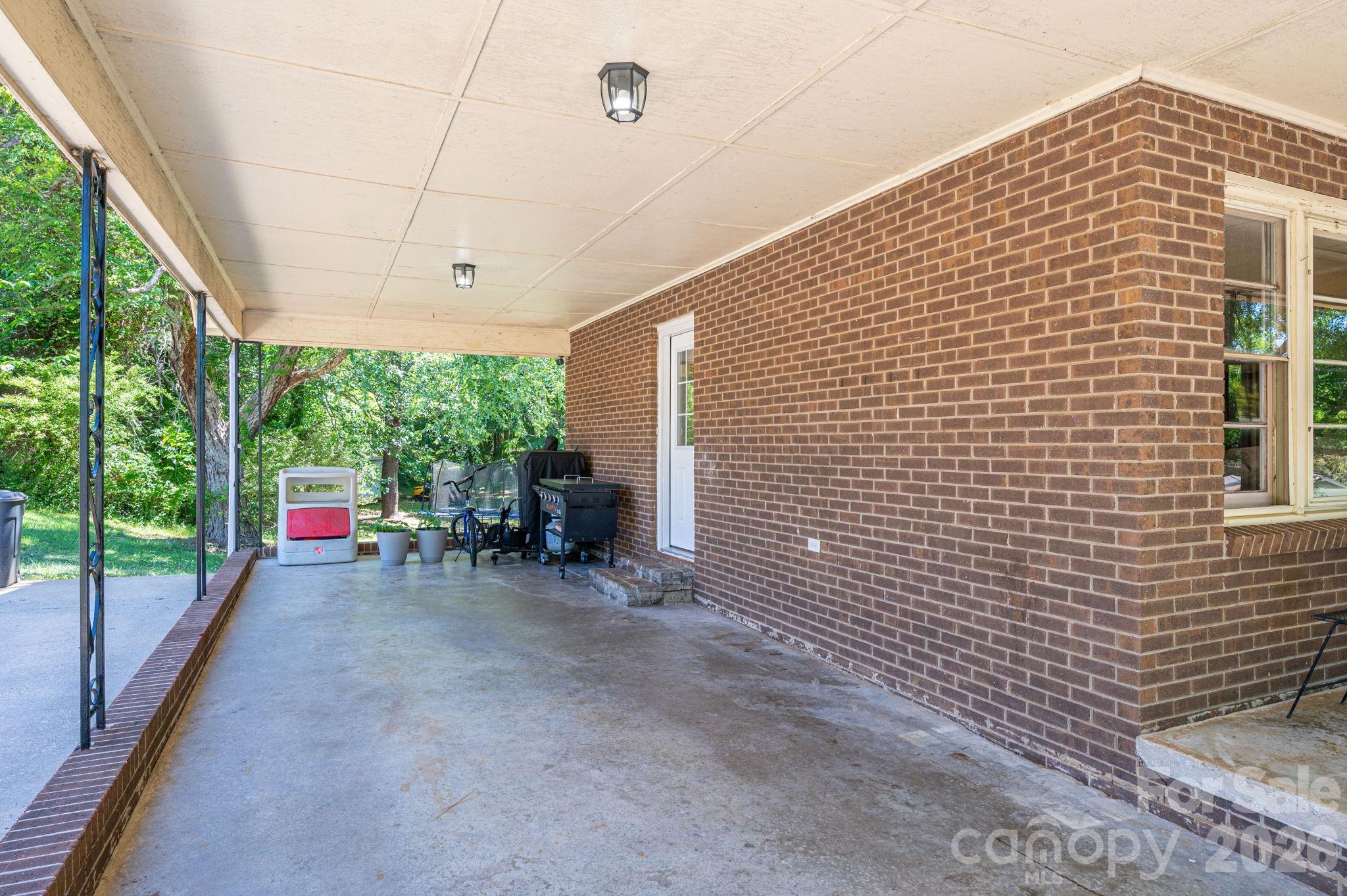 636 Poplar Drive, Shelby, NC - photo 6 of 38