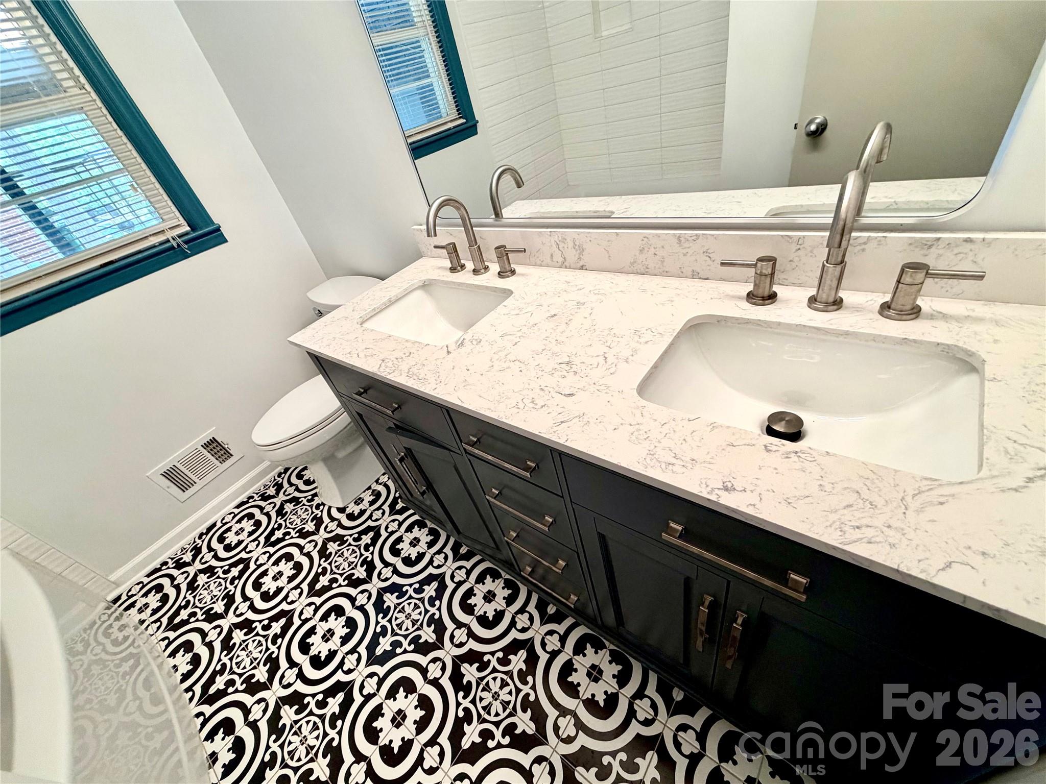 Photo 21 of 1511 Briarfield Drive, Charlotte, NC