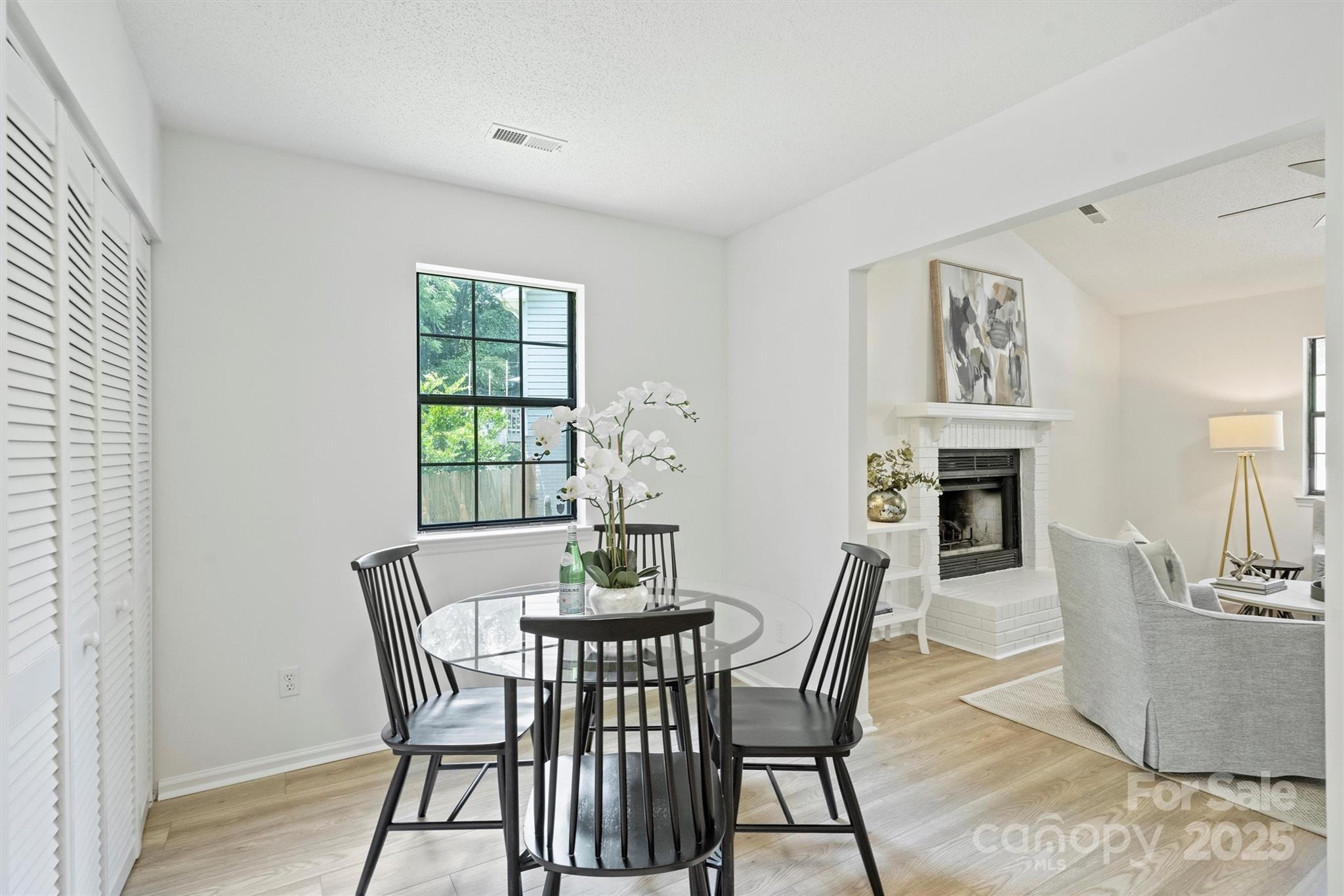 6115 Coltswood Court, Charlotte, NC - photo 17 of 39