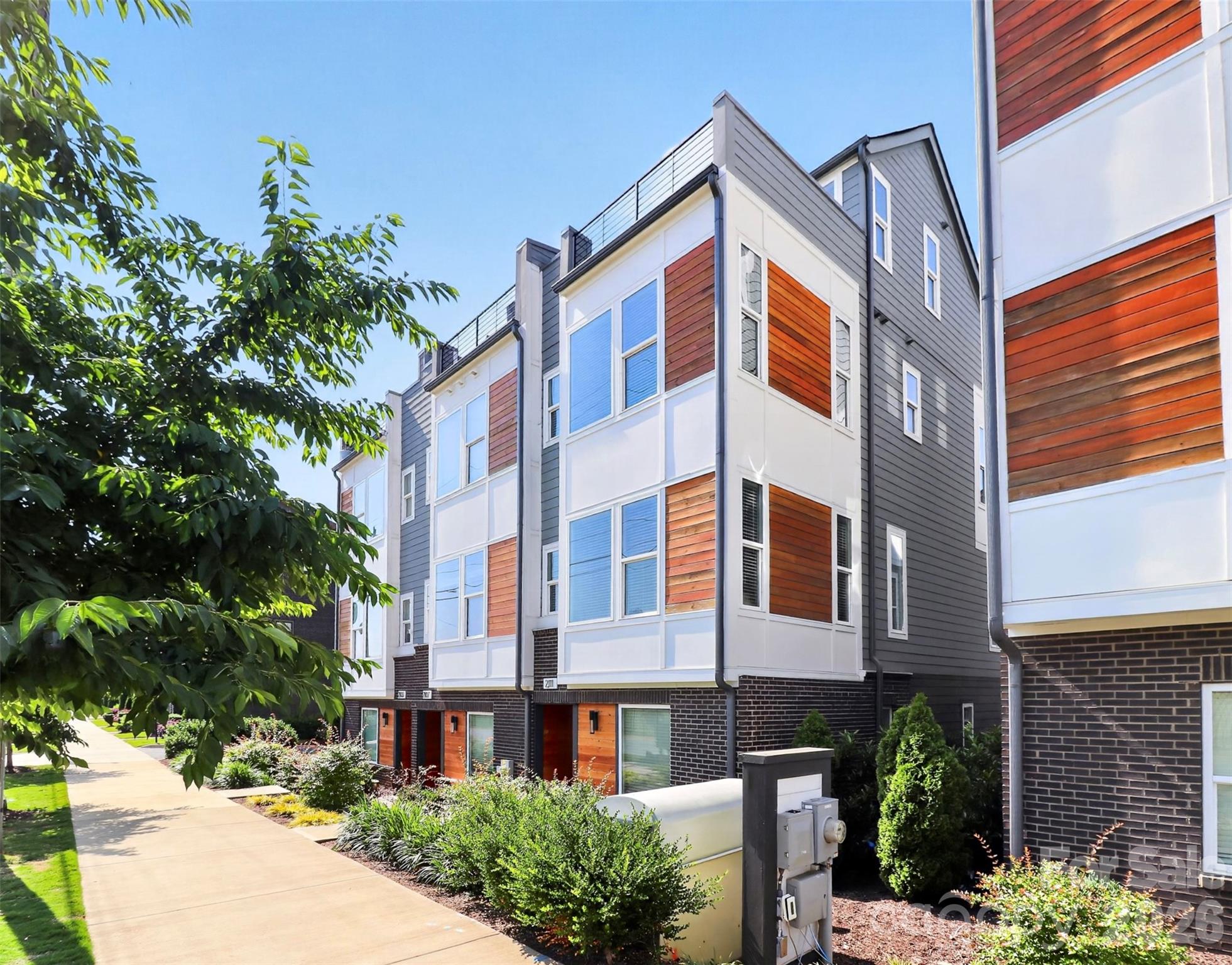 2111 Isom Street, Charlotte, NC - photo 1 of 38