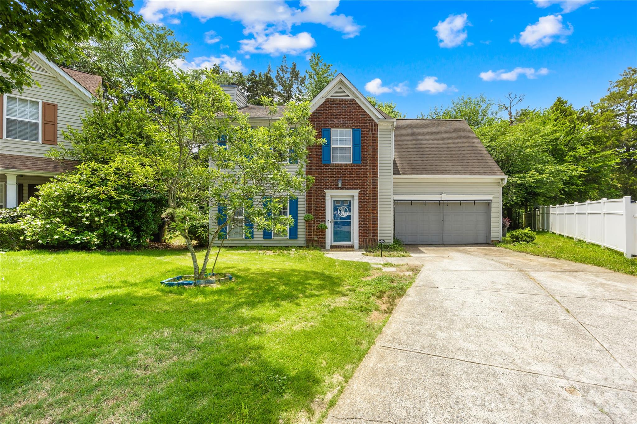 Photo 2 of 14542 Arbor Ridge Drive, Charlotte, NC
