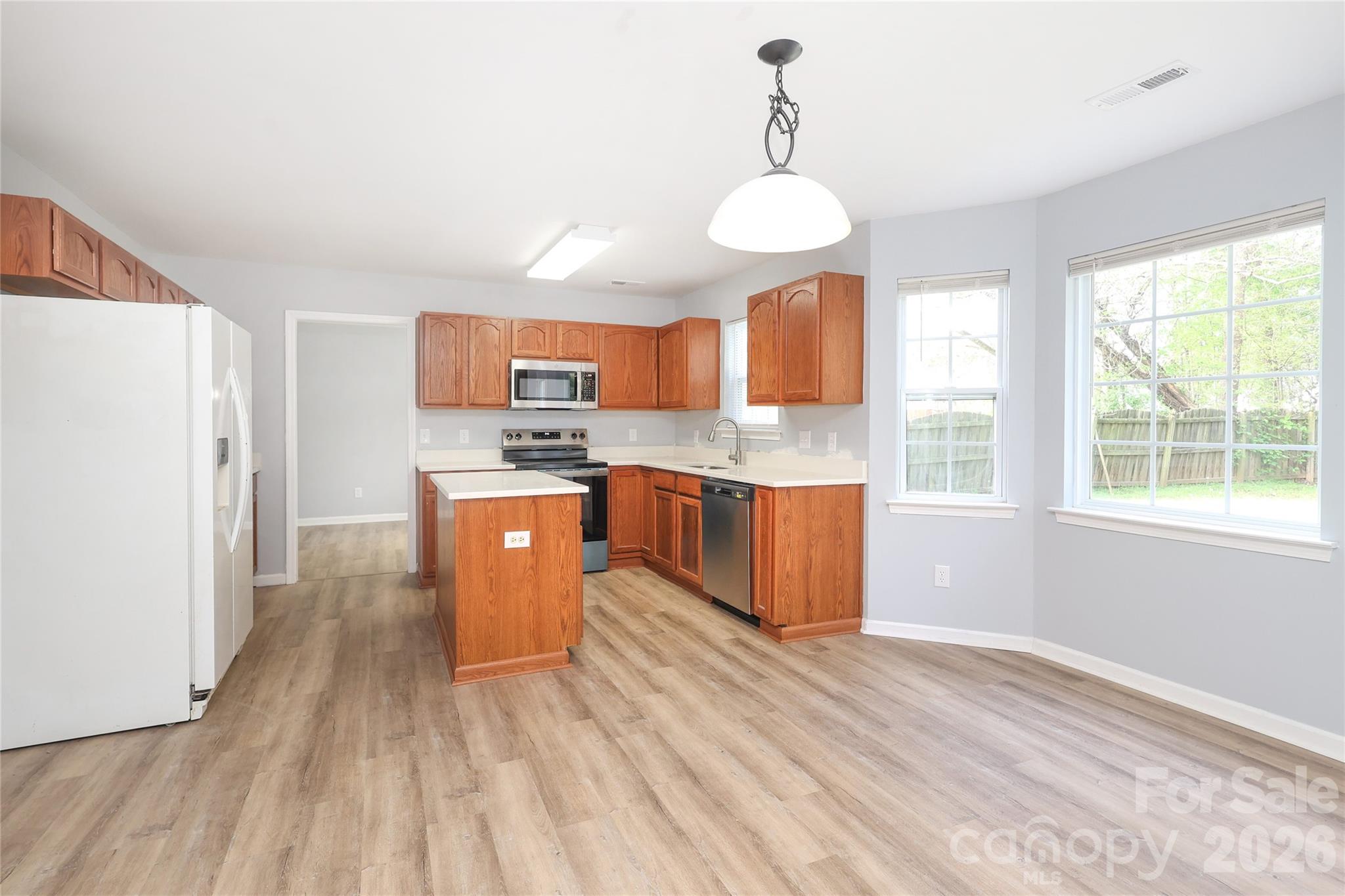 10910 Elm Bend Drive, Charlotte, NC - photo 11 of 41