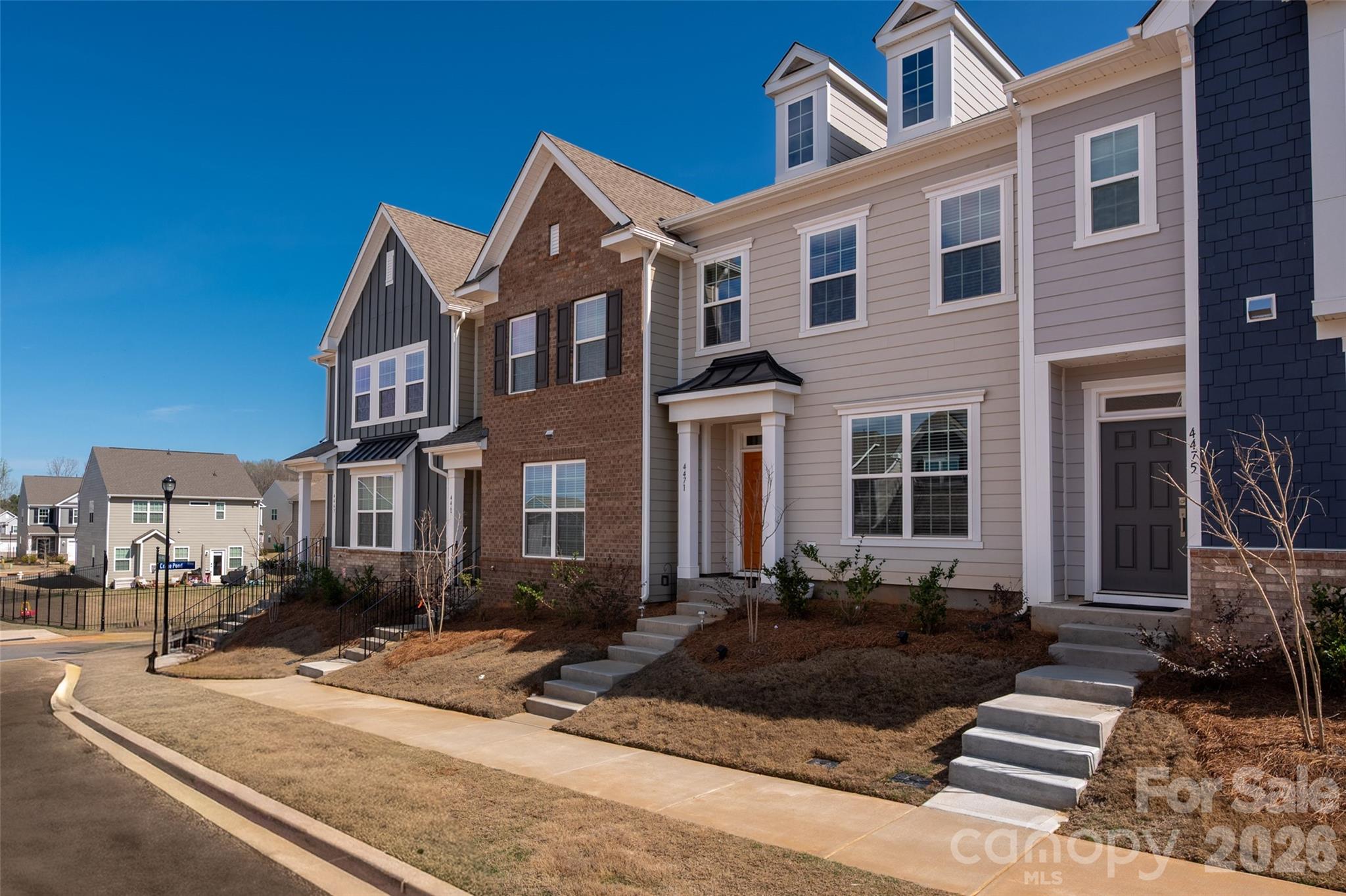 4471 Potters Wheel Drive, Fort Mill, SC - photo 2 of 33