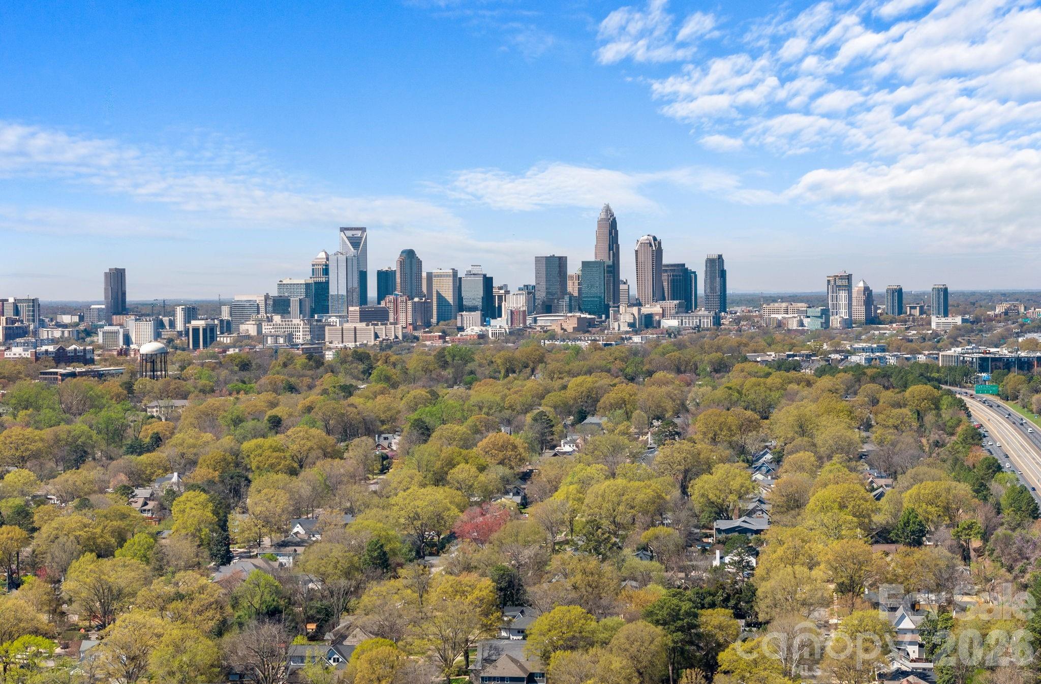 Photo 6 of 2818 Shenandoah Avenue, Charlotte, NC