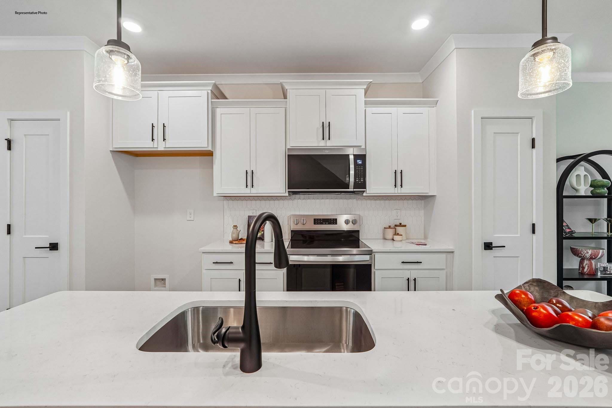 Photo 8 of 831 Hammers Lane, Charlotte, NC