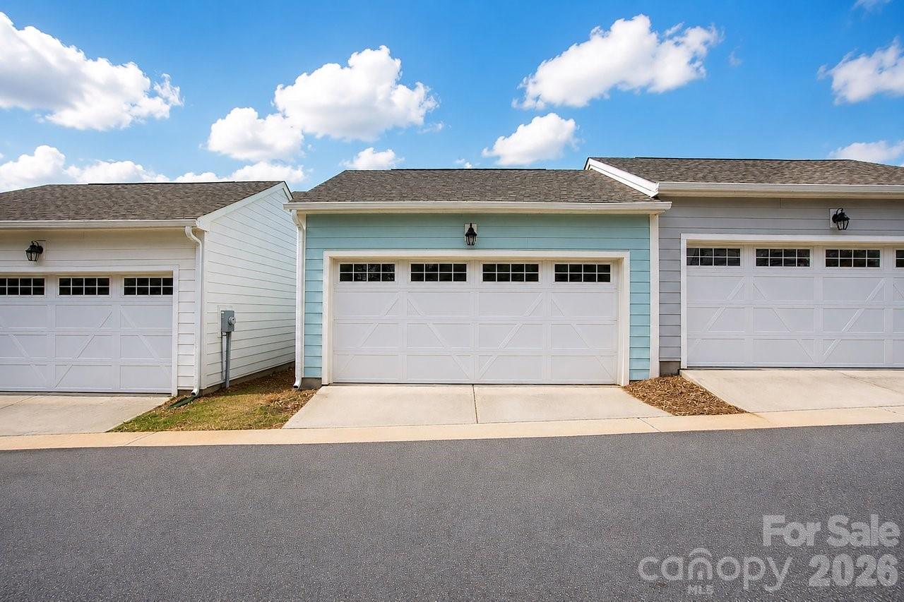 Photo 24 of 15033 Meacham Farm Drive53, Huntersville, NC