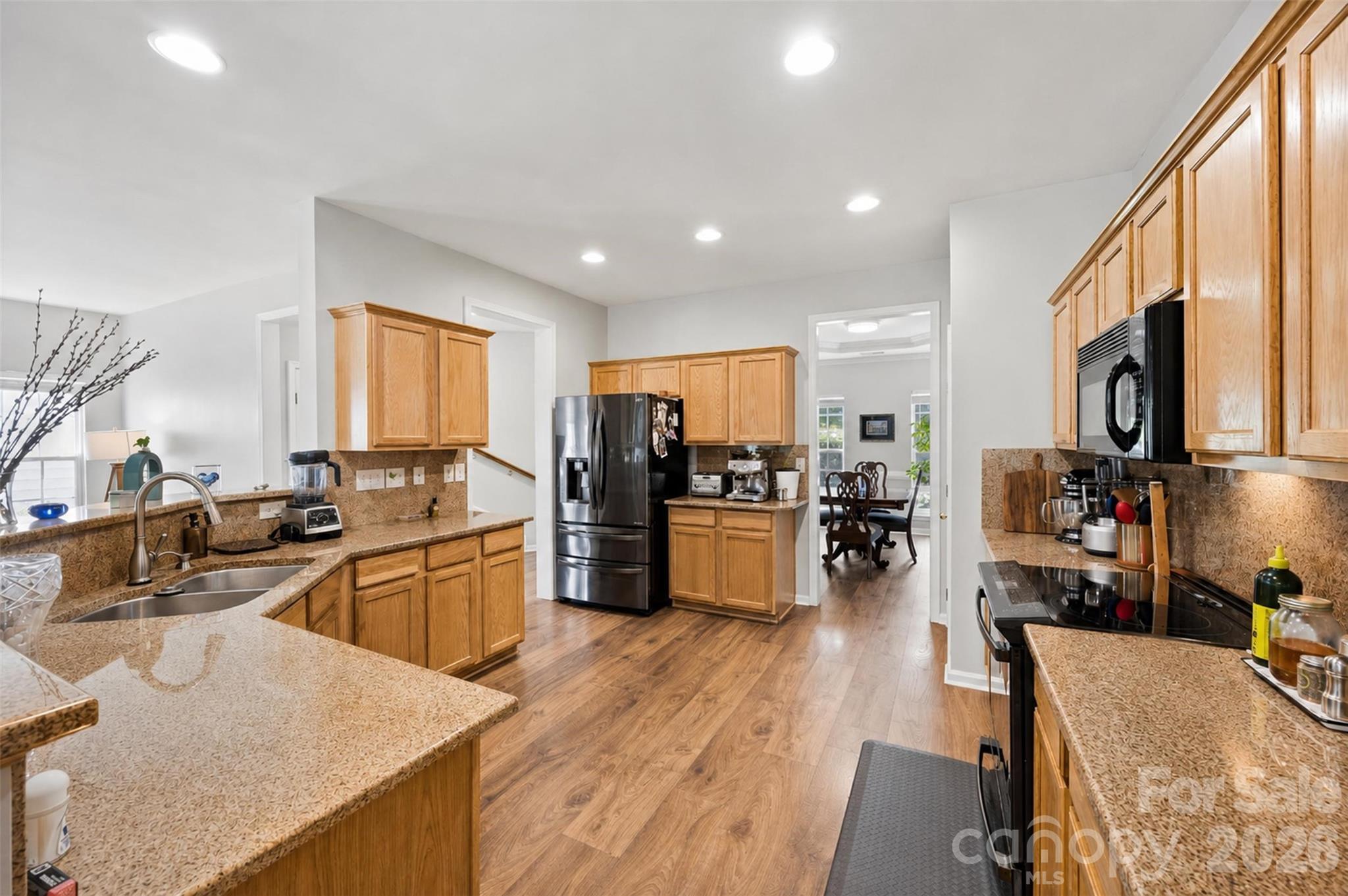Photo 10 of 11719 Royal Castle Court, Charlotte, NC