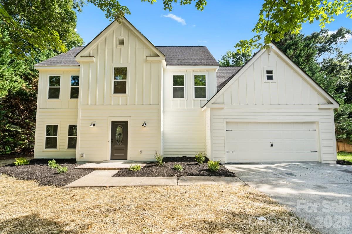 Home for sale at 2033 Colony Hill Drive, Charlotte, NC — photo 1 of 41