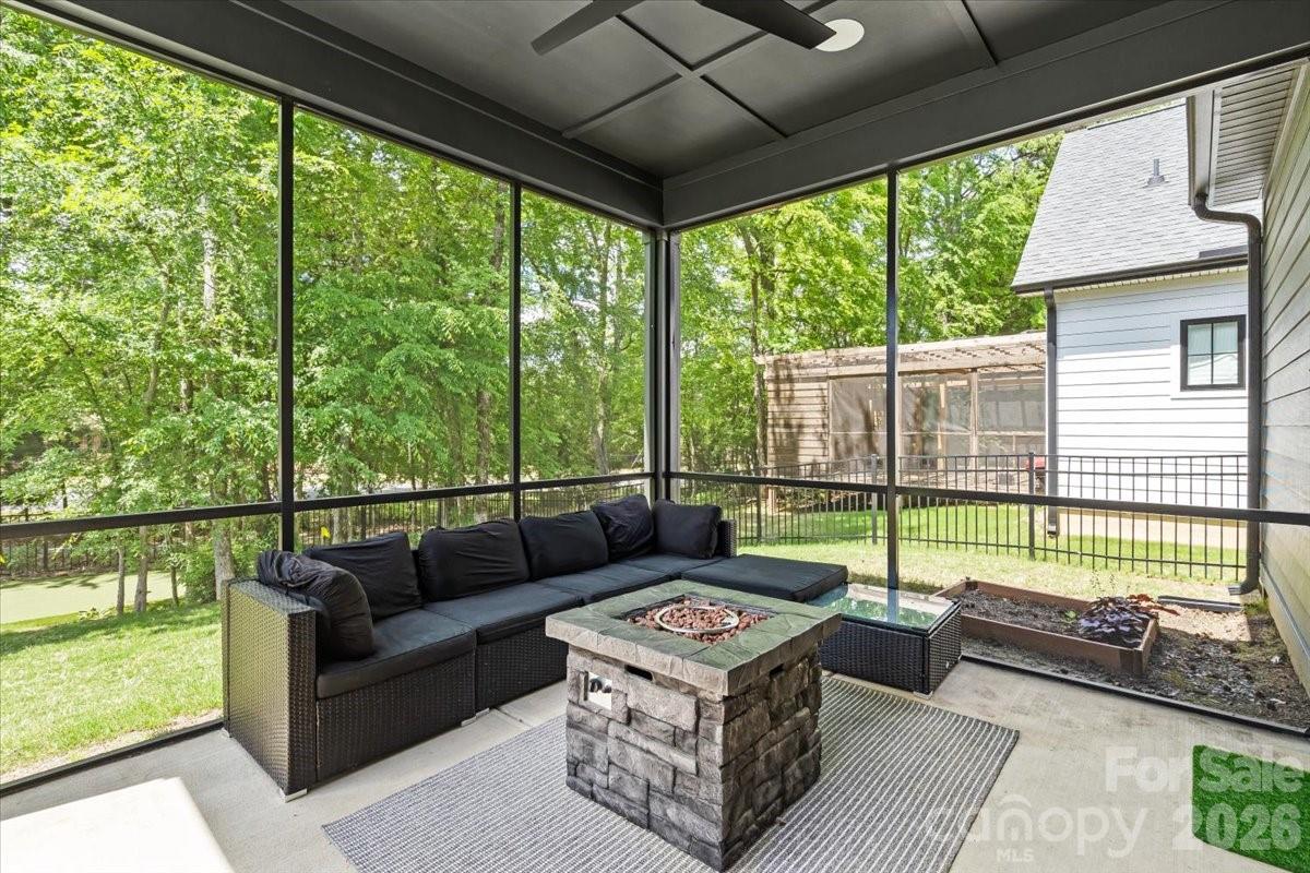 Photo 34 of 14125 Shelburne Village Drive, Charlotte, NC