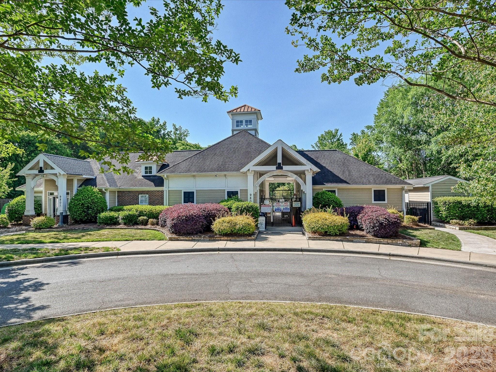 Photo 37 of 9132 Royal Highlands Court, Charlotte, NC